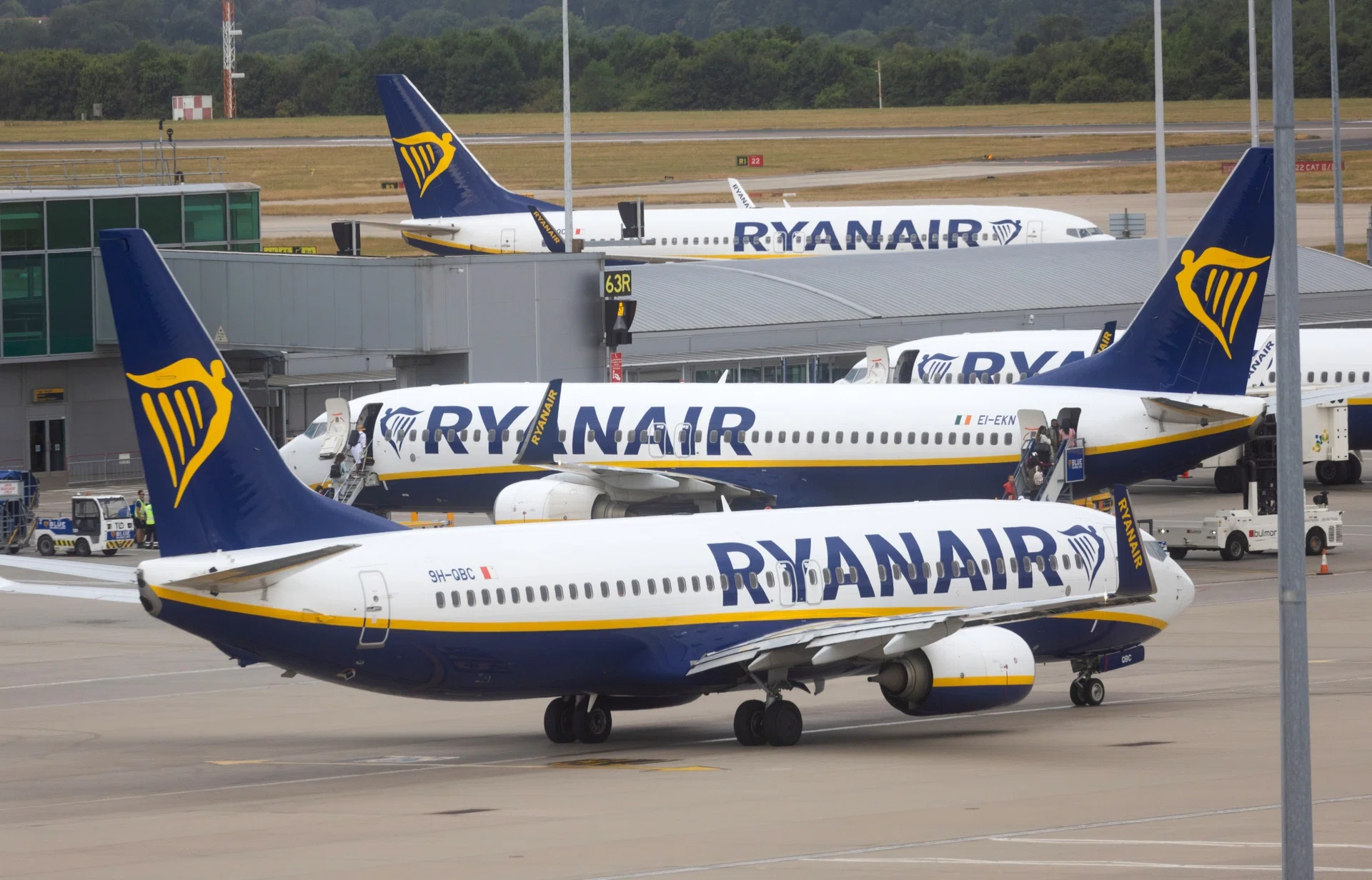 Ryanair orders 300 Boeing 737 MAX jets worth US$40 billion - The ...