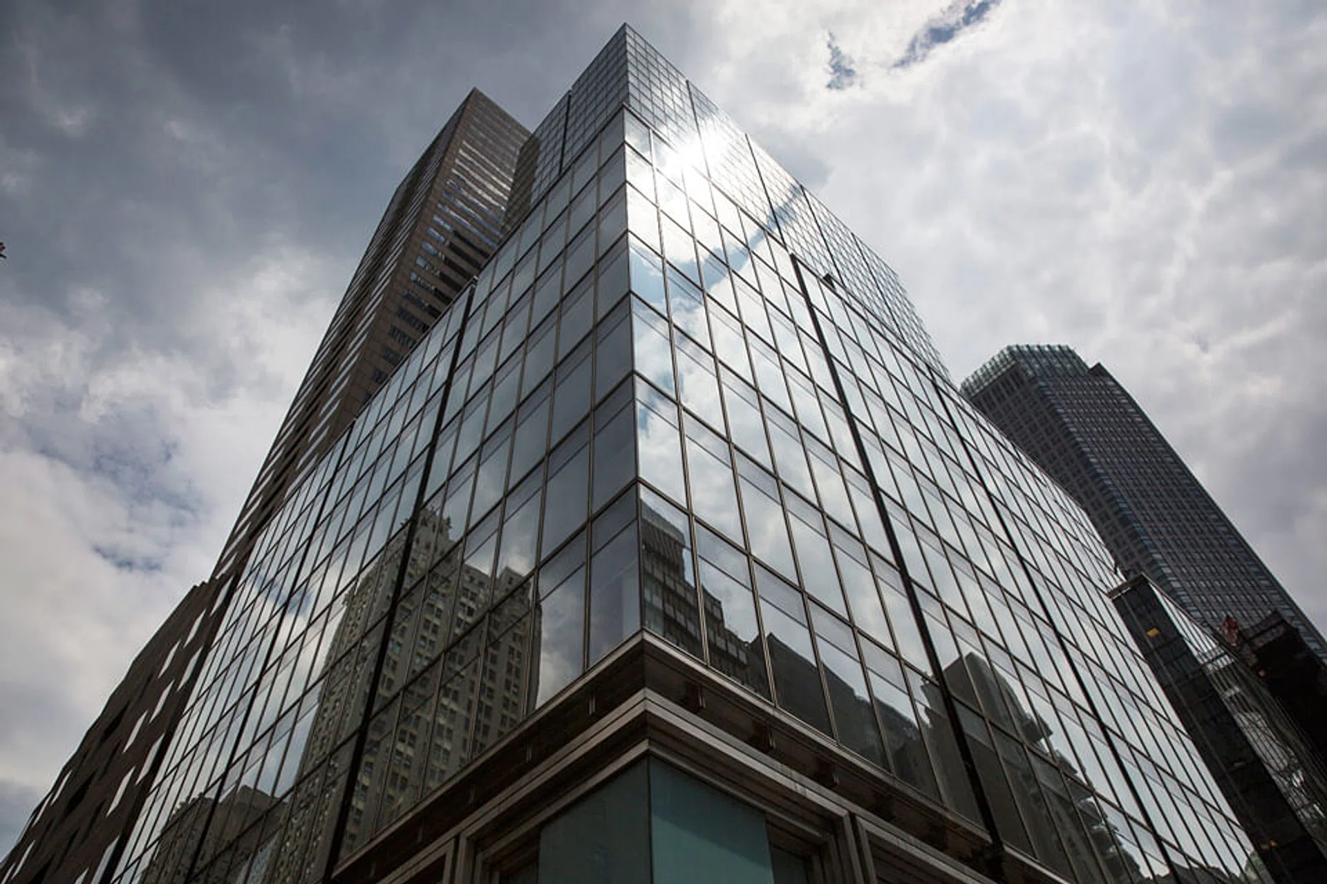 Billionaire shows how small buildings in NYC can mean big money - The ...