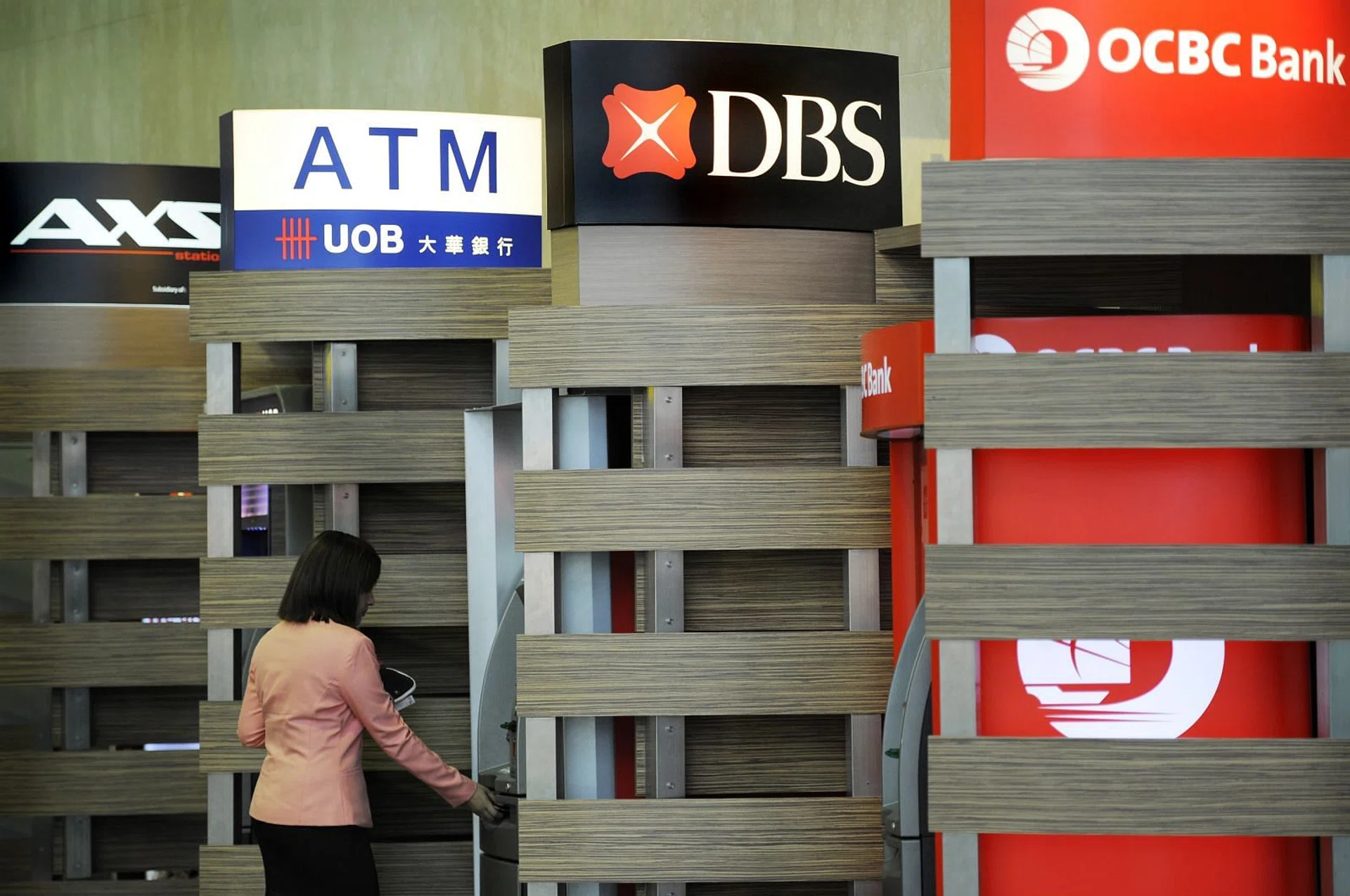 World's top activist fund sets eyes on one of Singapore's banks - The ...