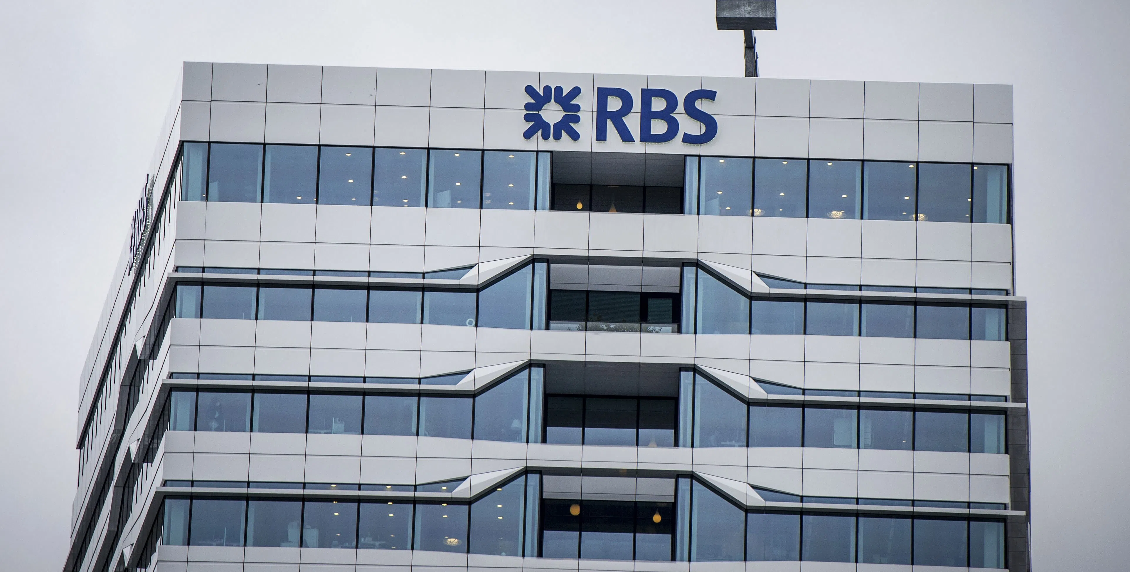 RBS to cut up to 14,000 jobs in investment banking unit - The Business ...