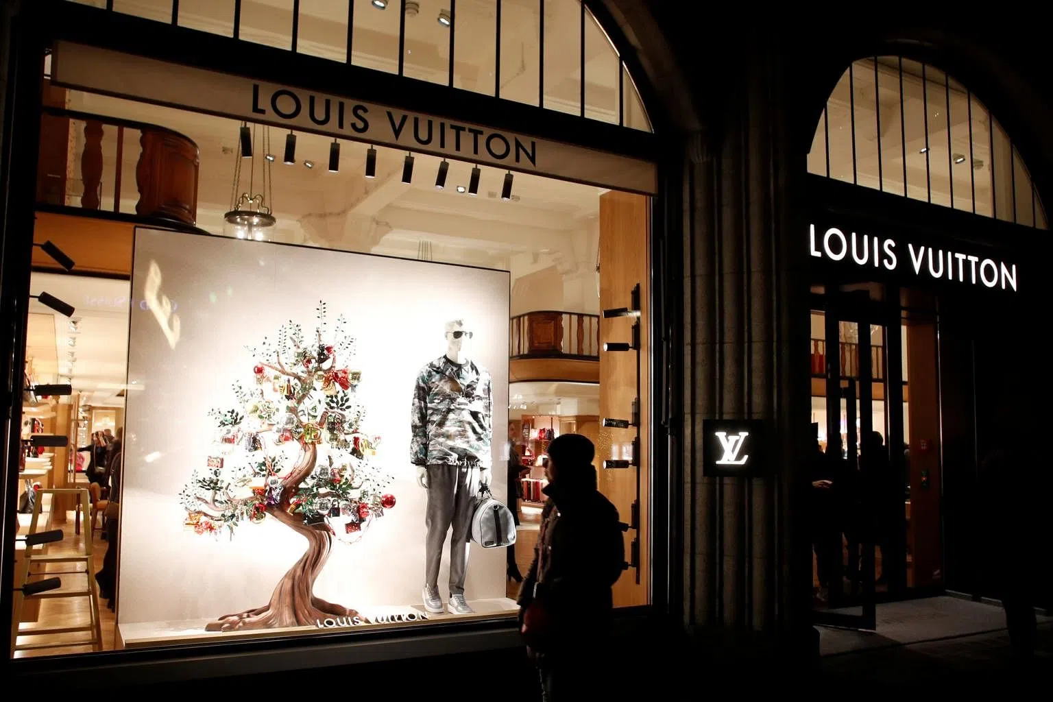 LVMH close to US$2.6b deal to buy Belmond: WSJ - The Business Times