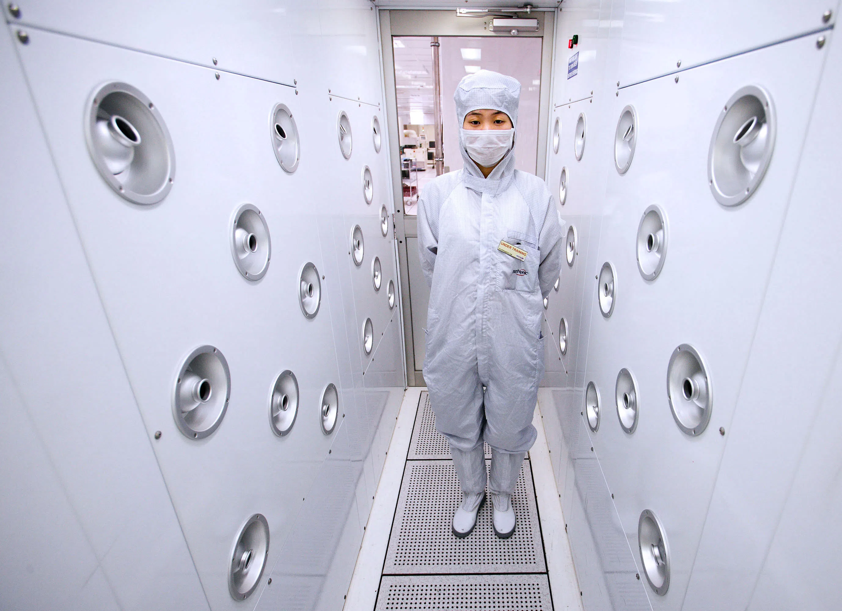 STATS ChipPAC Ltd outlook revised to negative; 'BB' rating affirmed ...