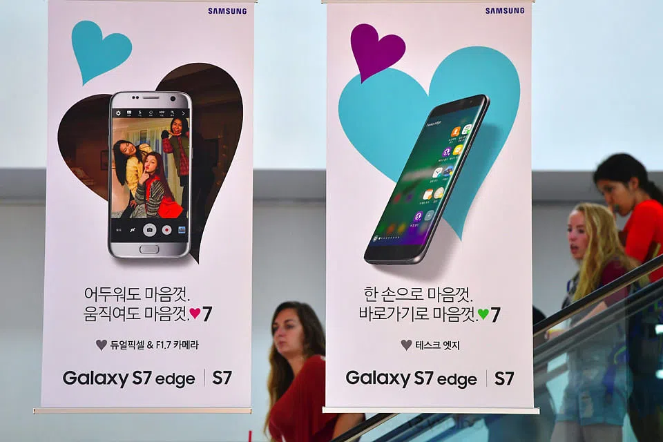 Samsung Q2 profit up on strong smartphone sales, cost-cutting