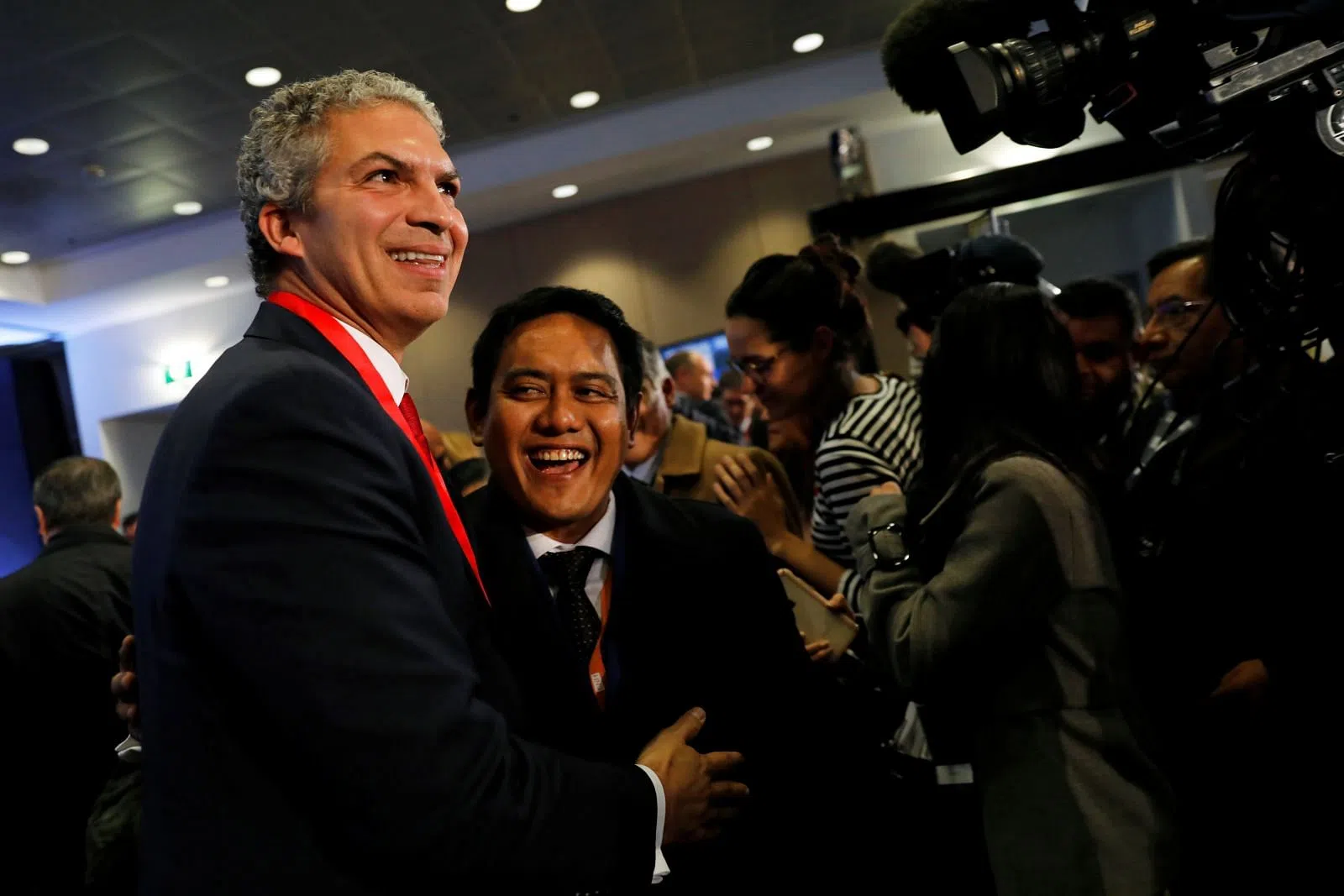 Malaysia's Petronas reappoints CEO for another 3 years: Bernama - The ...