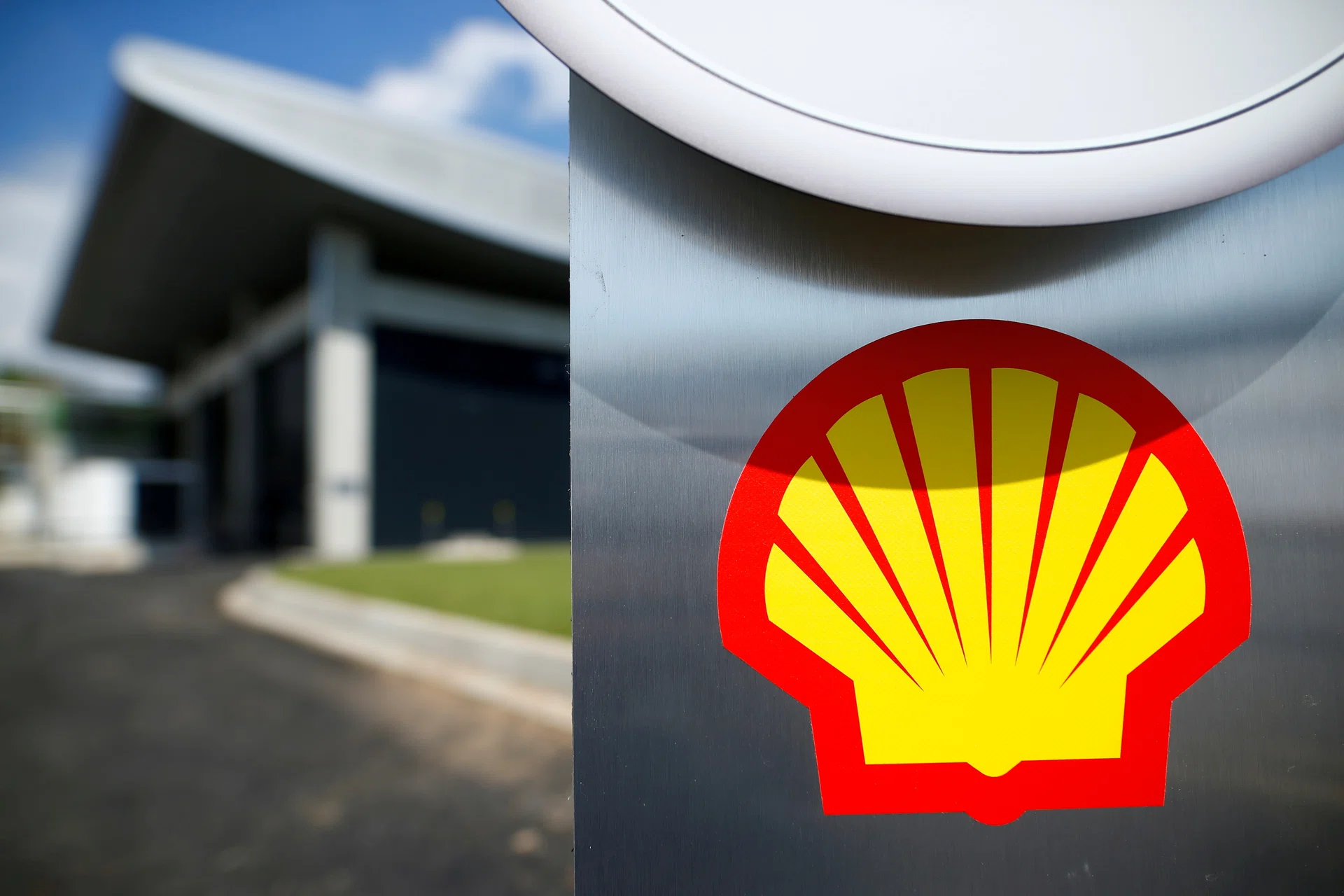 Shell’s US solar unit launches asset sale: sources - The Business Times