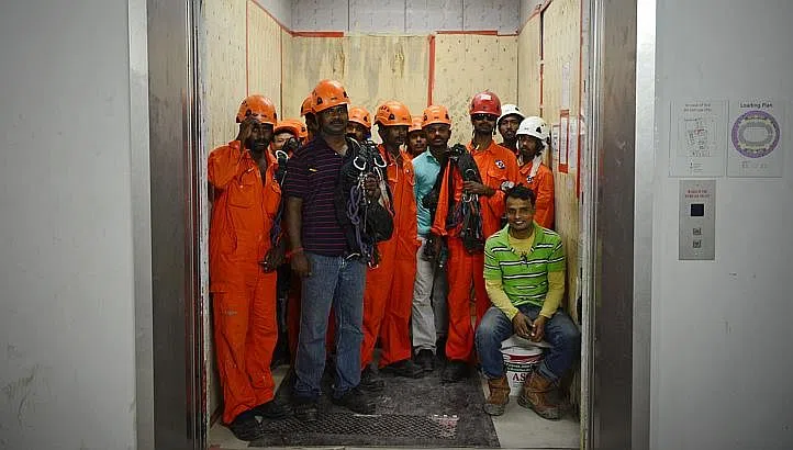 MOM minister backs COI's findings on riot - The Business Times