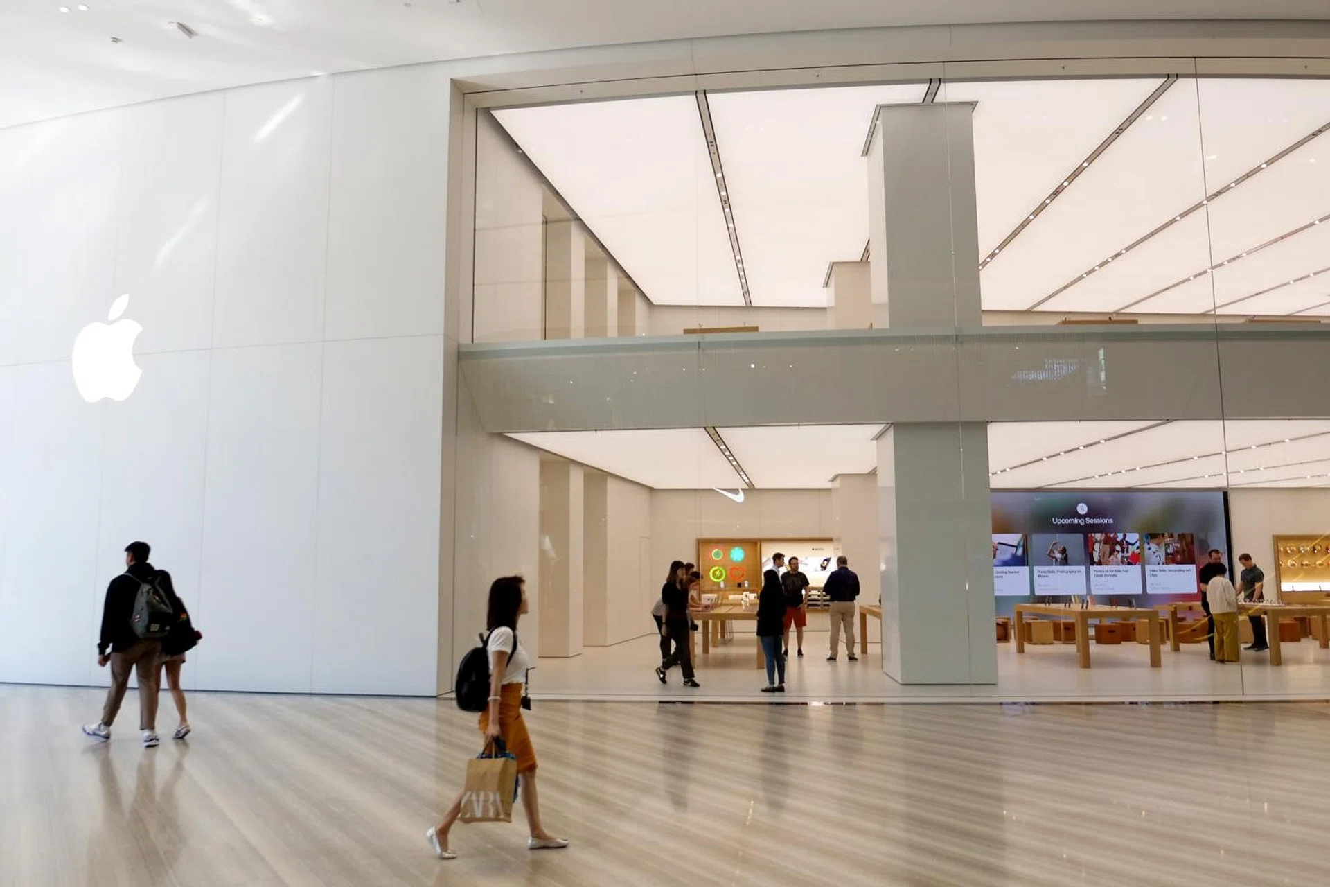 First Apple store inside an airport complex to open this Saturday at ...