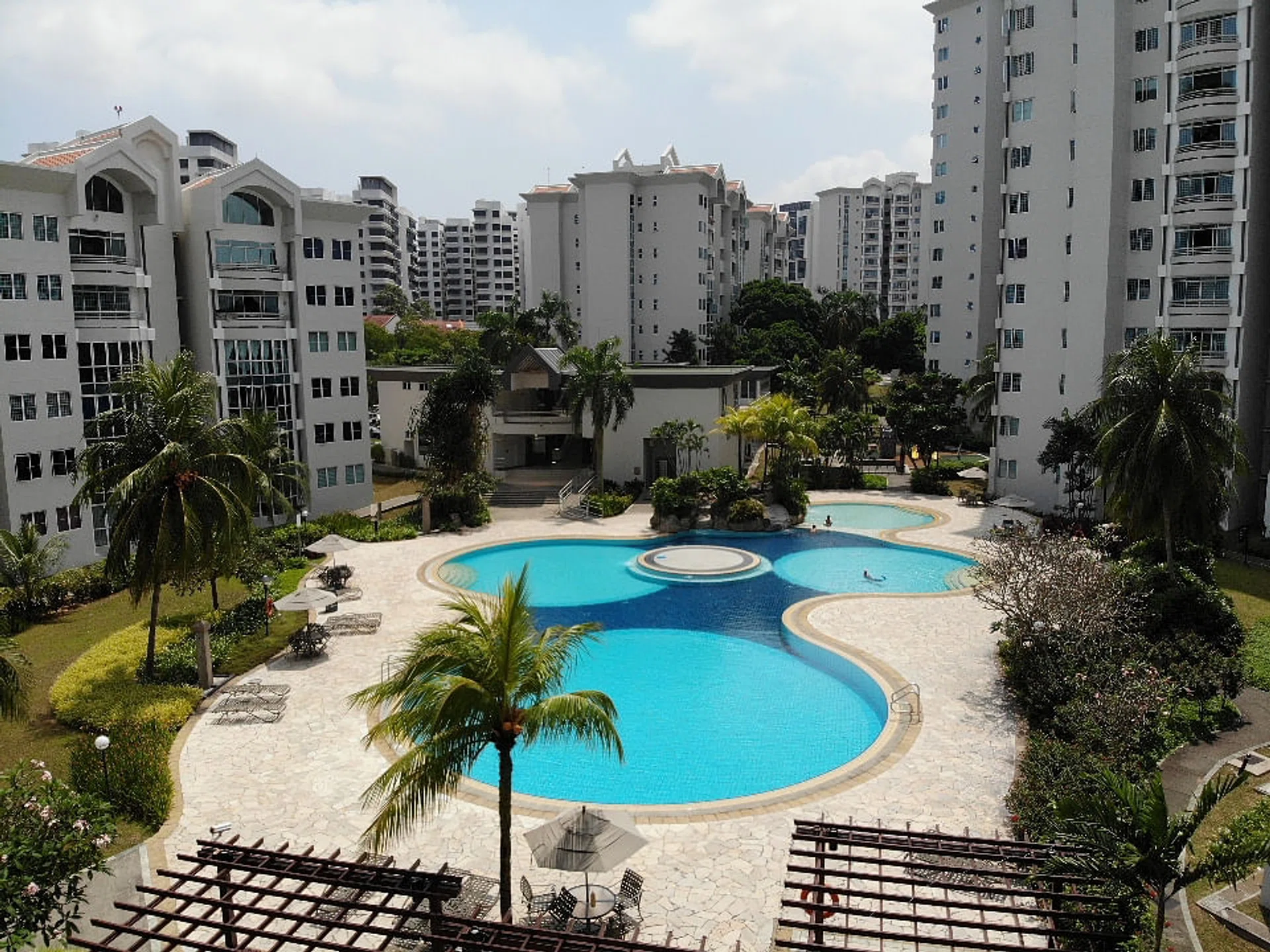 Elias Green condo up for en bloc sale with S$780m reserve price - The ...