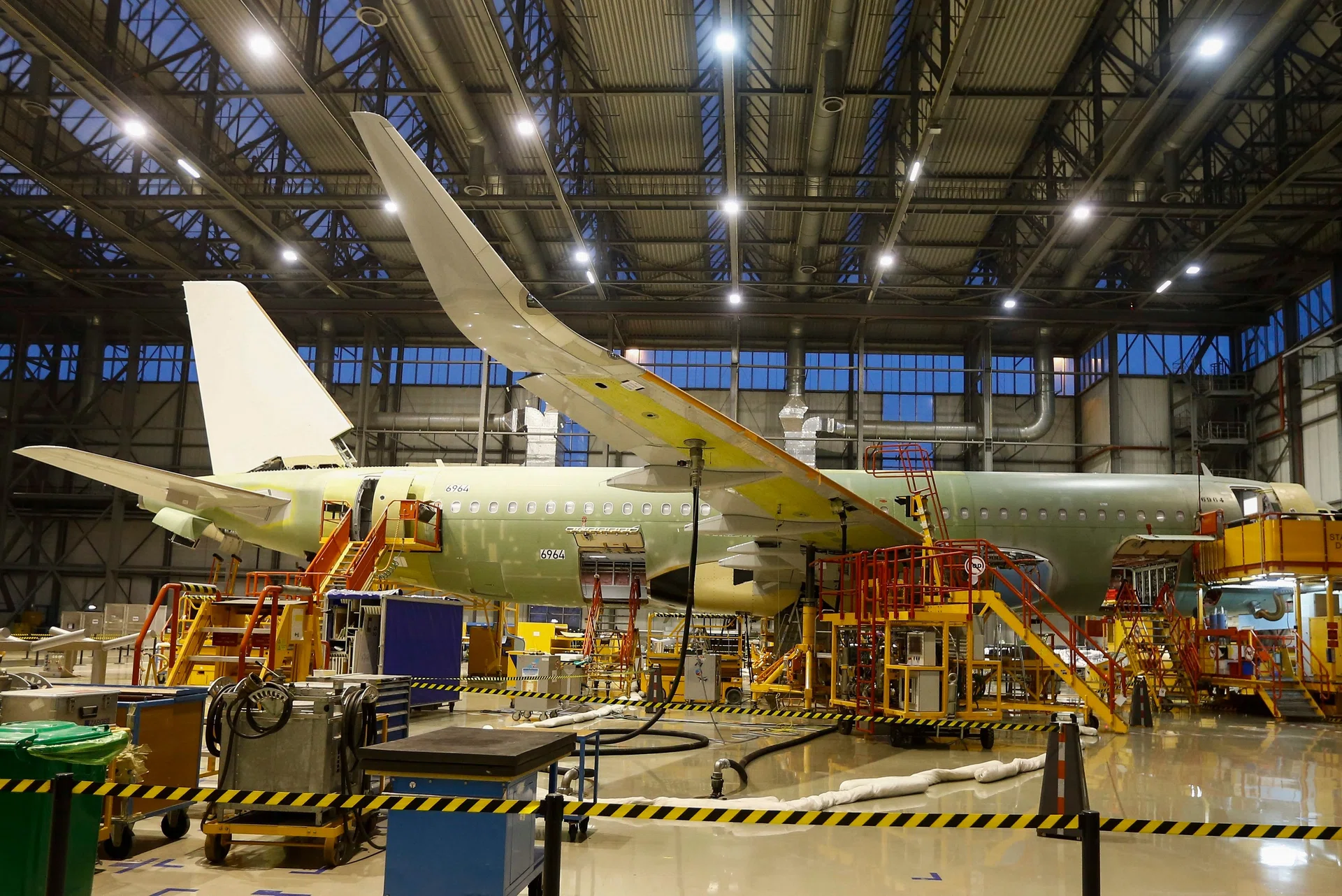 Airbus draws line at giving China its own wide-body jet plant - The ...