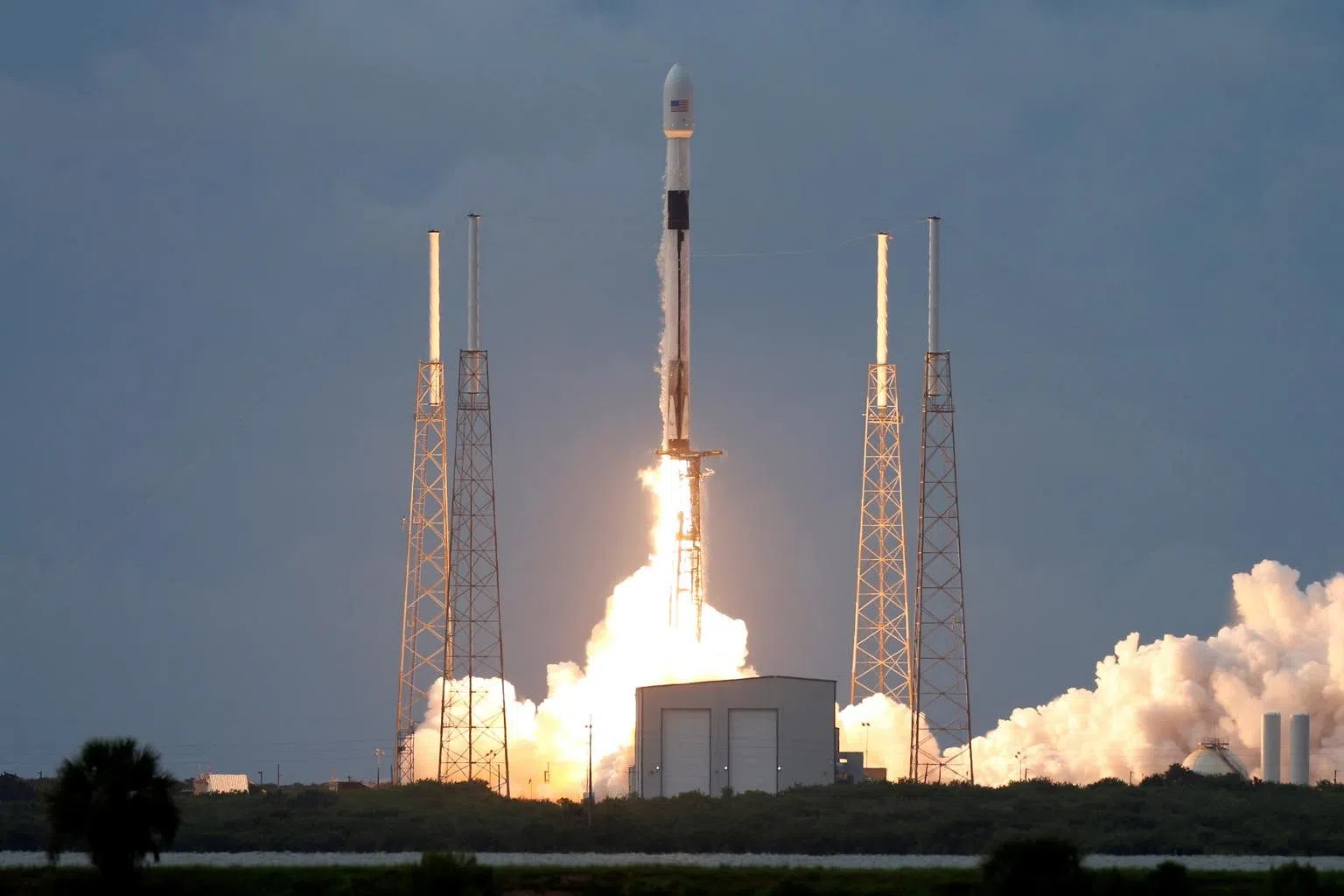 SpaceX pulls off do-over flight years after launch pad explosion