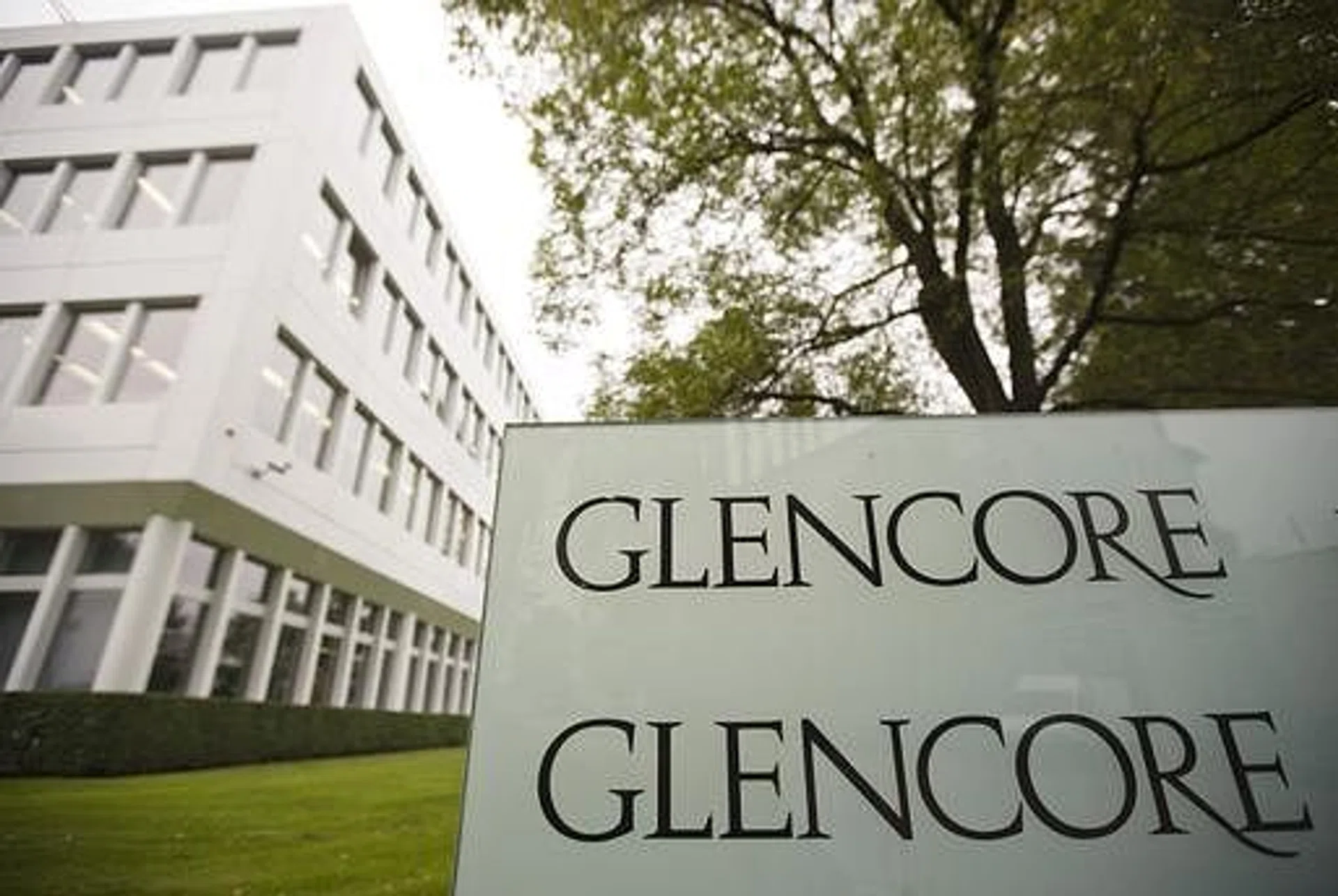 Britain's fraud office opens Glencore bribery investigation - The ...