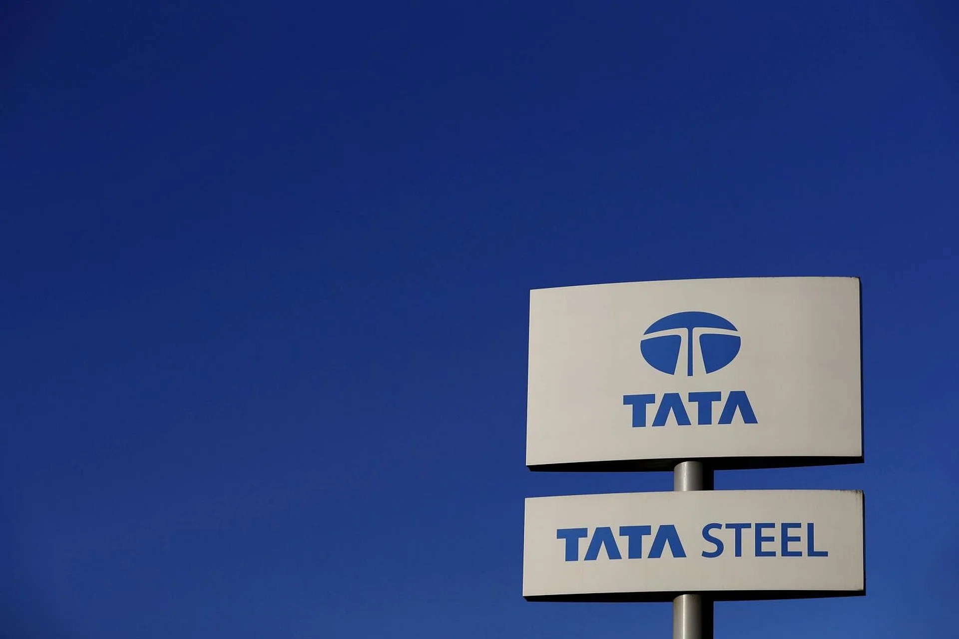Tata Steel locks horns with union over 3,000 job cuts - The Business Times