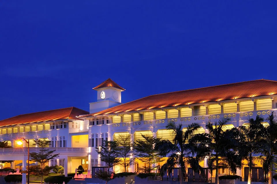Le Méridien back in Singapore with rebranded hotel in Sentosa - The ...