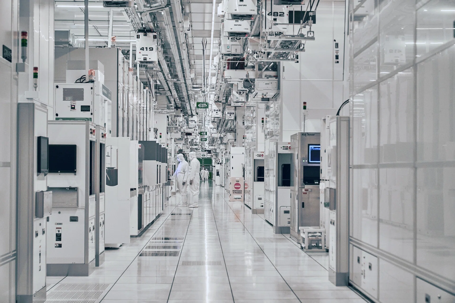 Singapore factory output grows 0.5% in August, beating economists ...