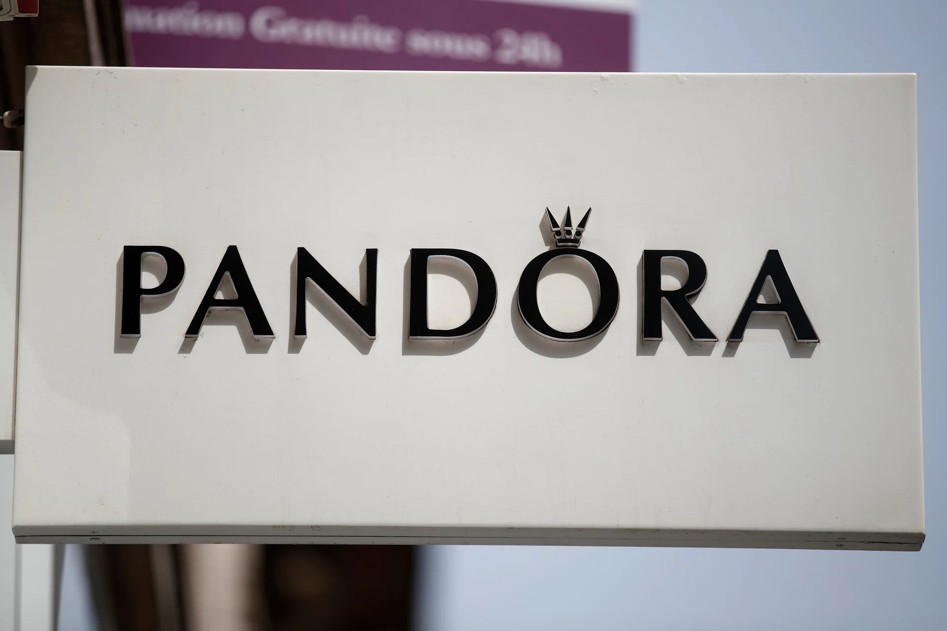 Pandora fires CEO as new jewellery fails to charm - The Business Times