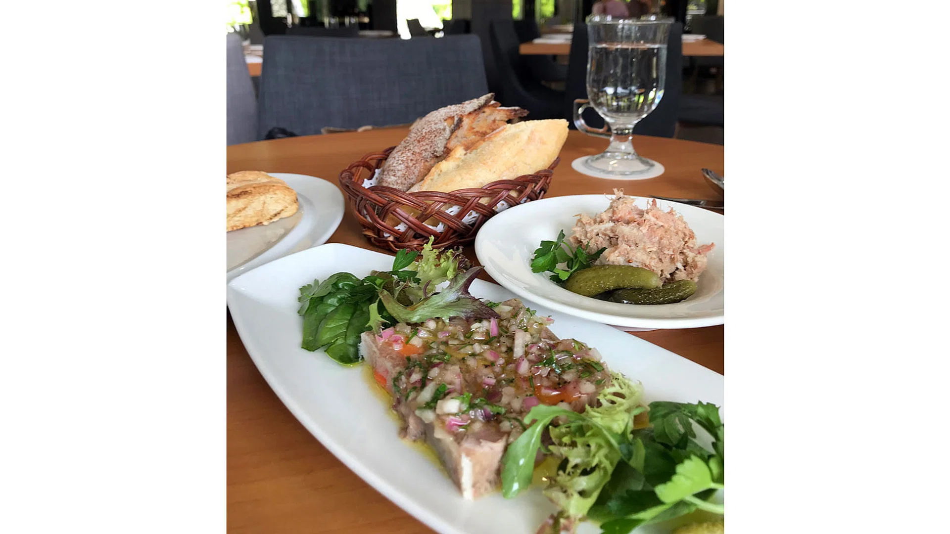 Atout rules the roost with rustic French bistro fare - The Business Times