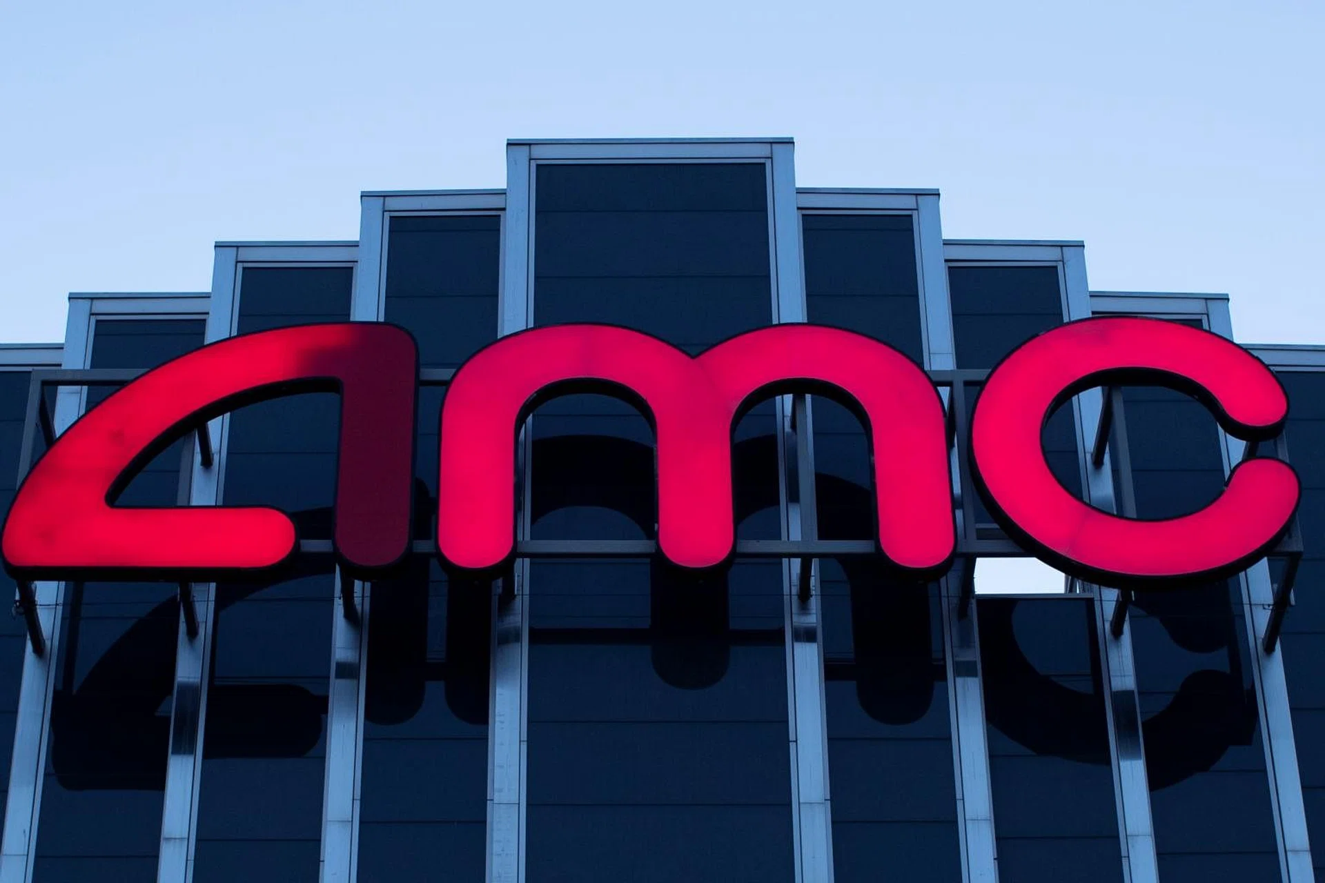 Hollywood studios unlikely to buy movie chains, even if they can - The ...