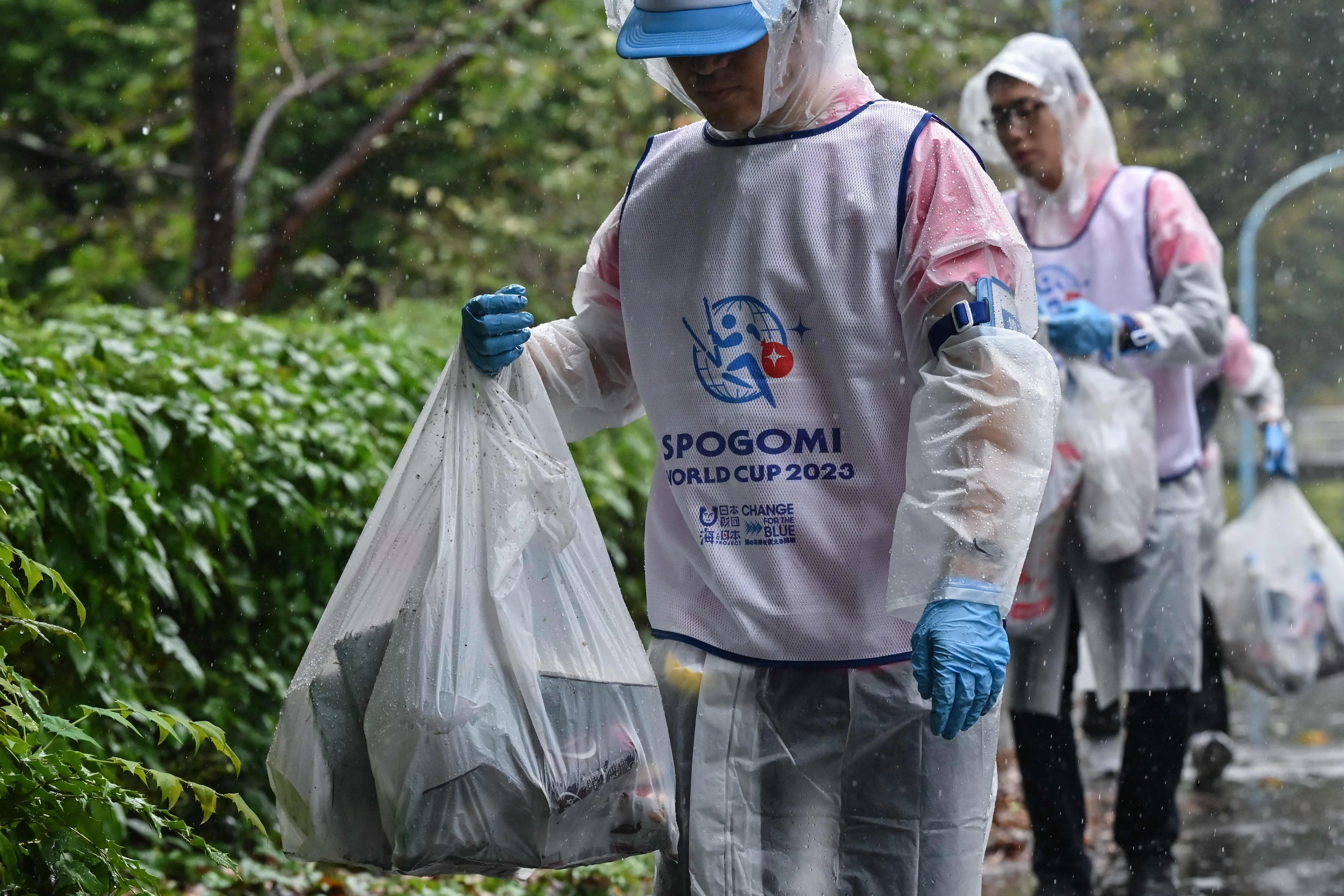 Rubbish bins make techy comeback in Japan as tourists flood cities ...