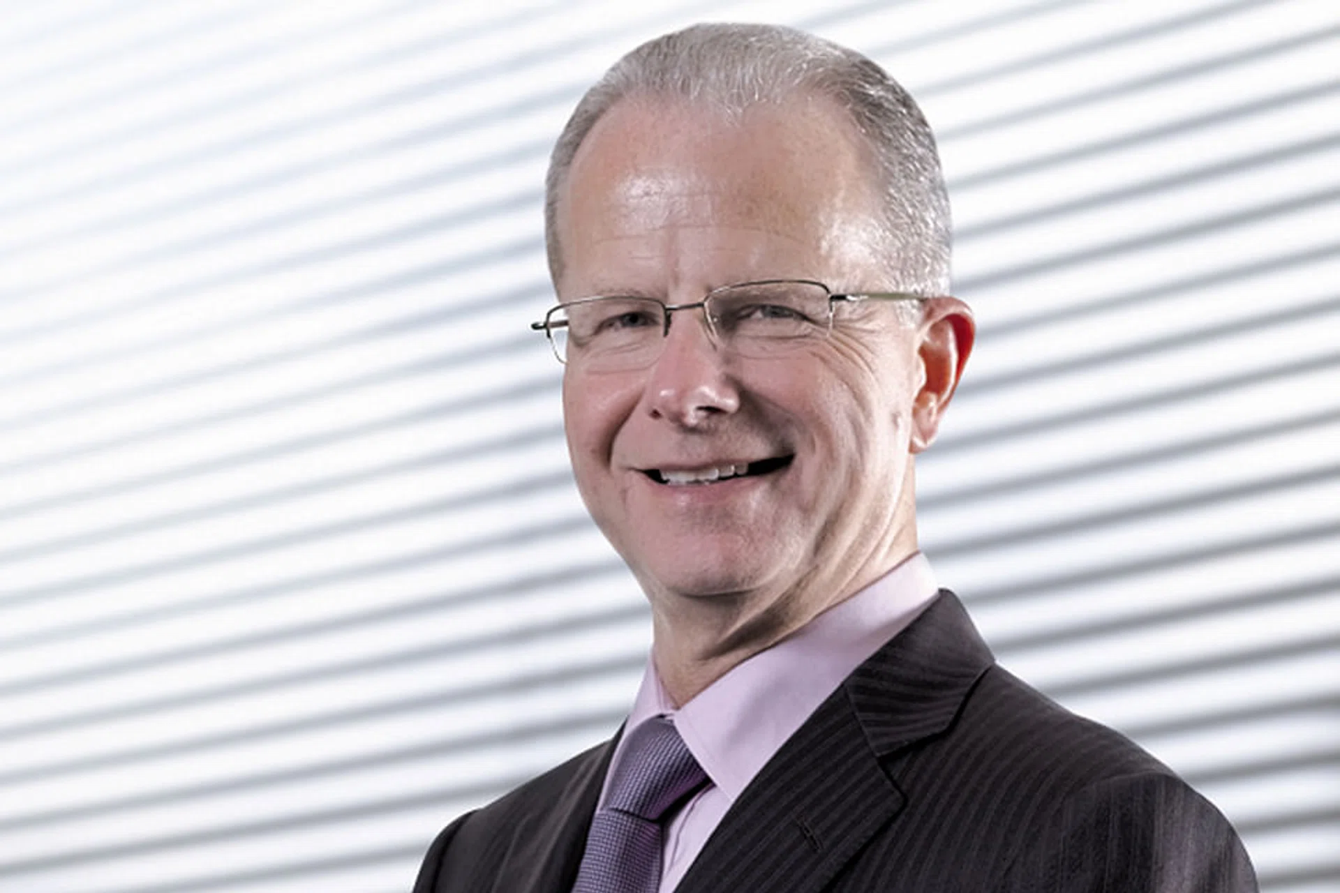 StarHub names Terry Clontz as new chairman - The Business Times