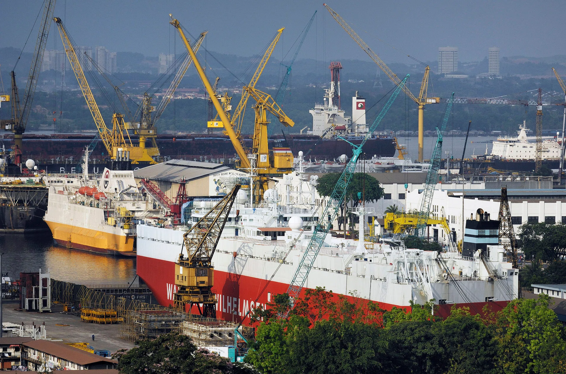 Sembcorp Industries finishes US$200m expansion to UAE plant - The ...