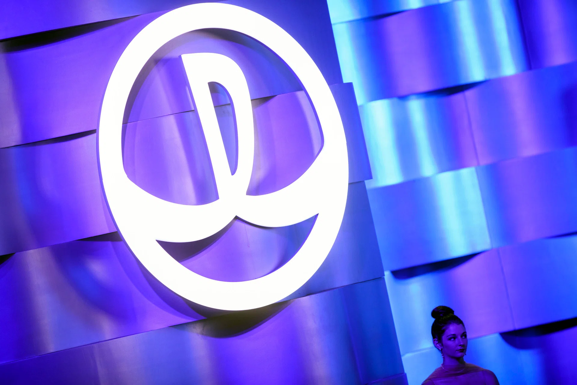 Wanda reaches agreement with pre-IPO investors to stay put - The ...