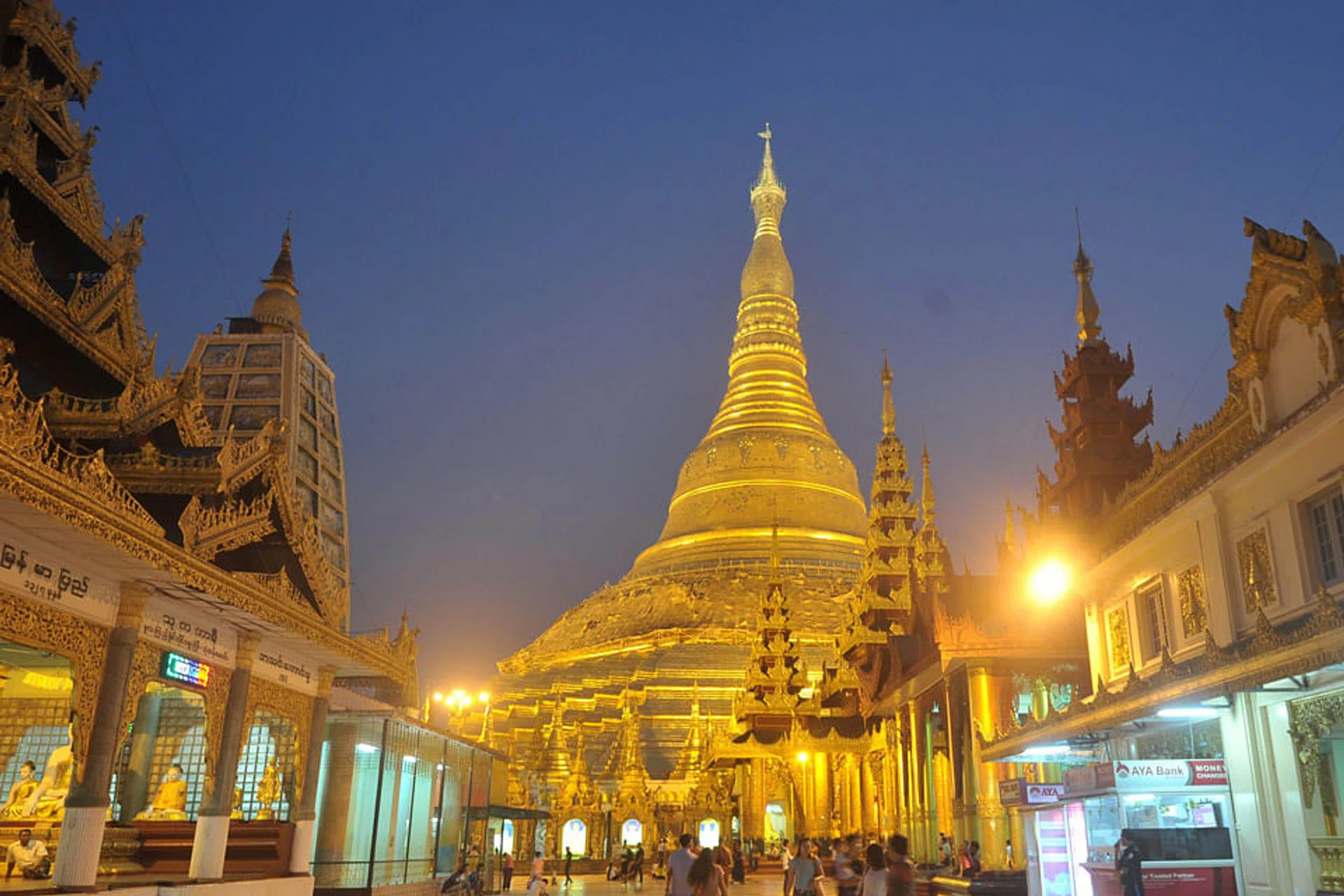 Monks force Myanmar govt to stop work on five projects - The Business Times