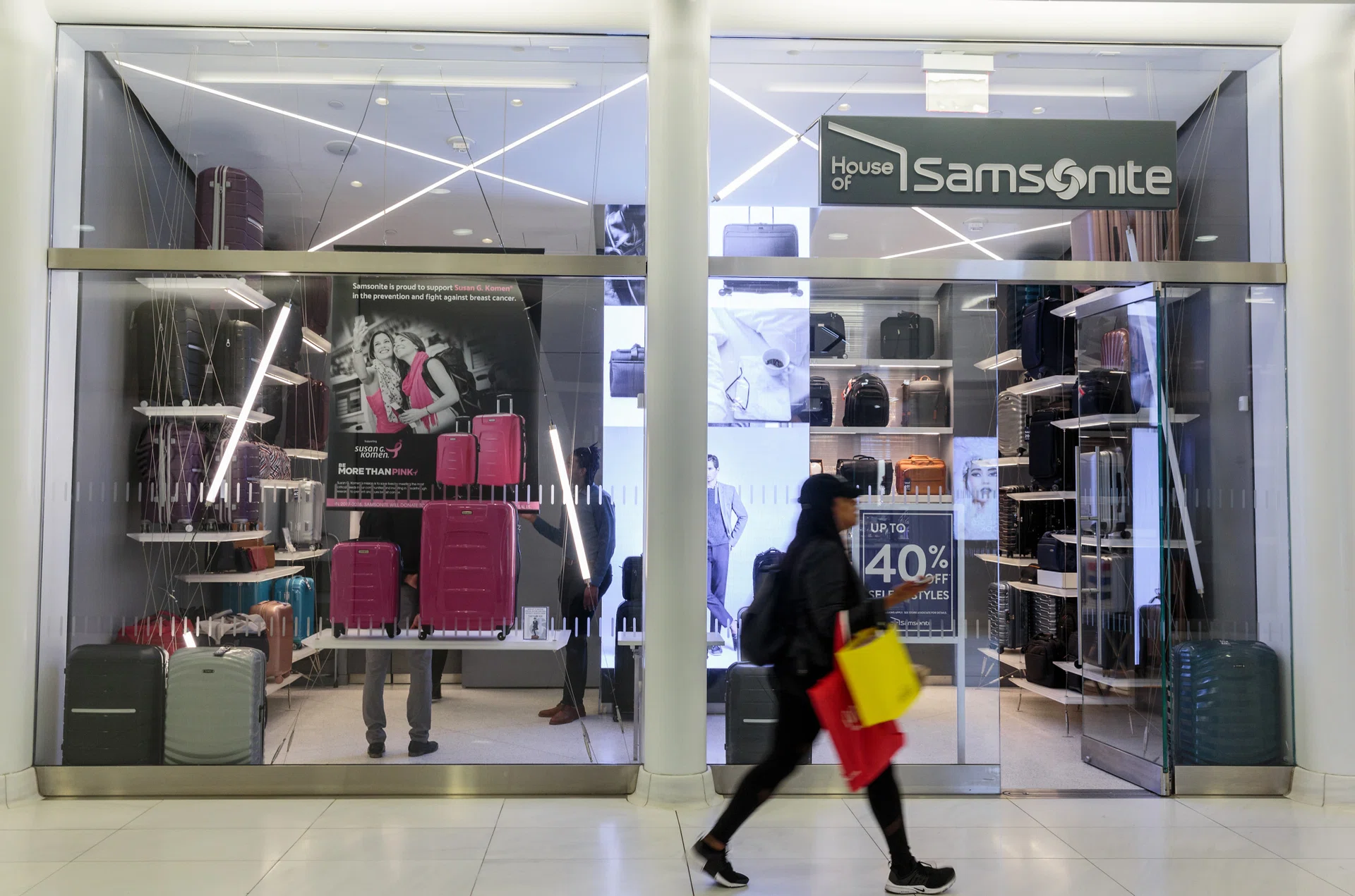 Samsonite slumps as dual-listing plan dents buyout speculation - The ...