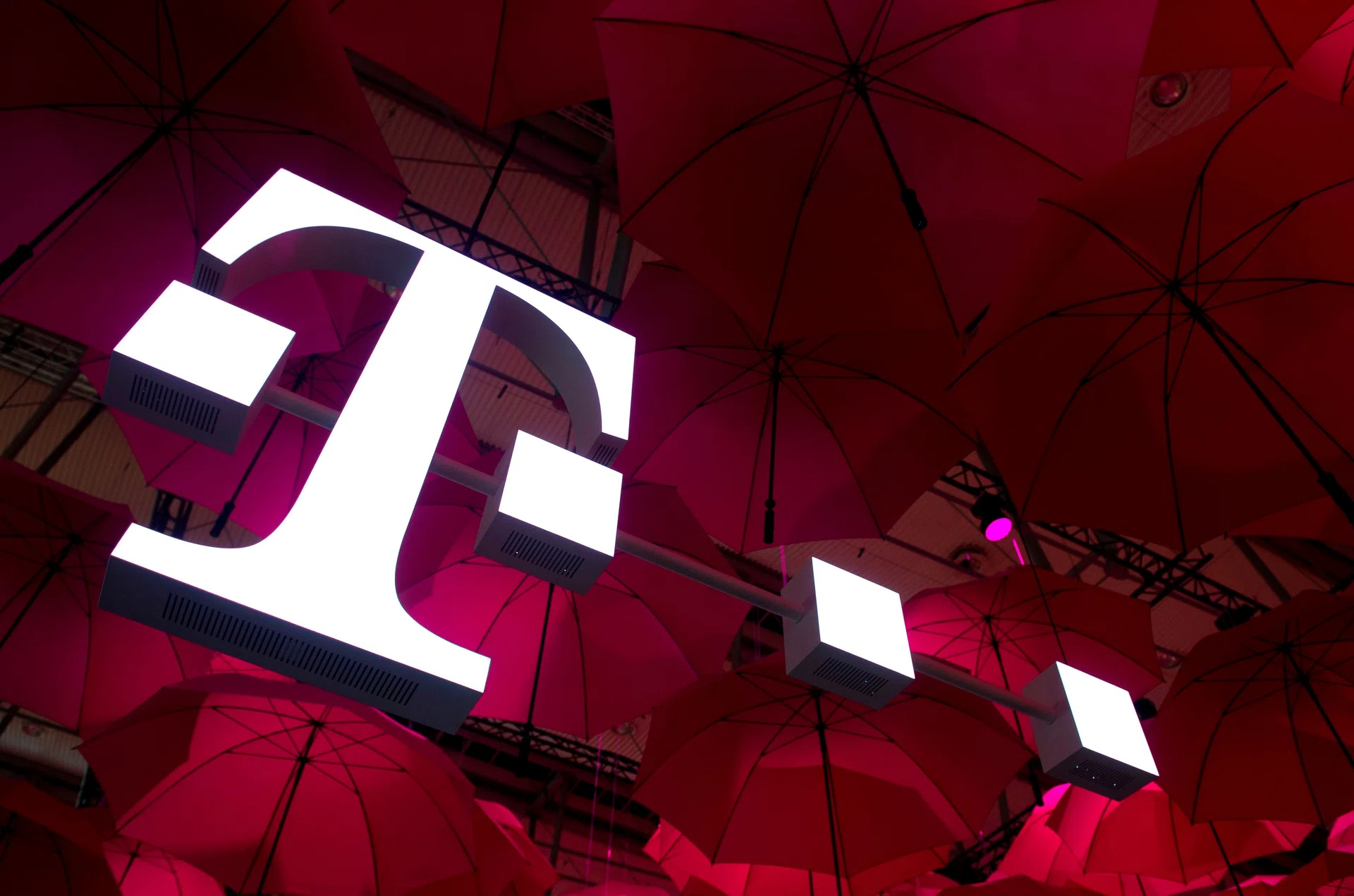 Deutsche Telekom to launch commercial 5G operations in 2020 - The ...