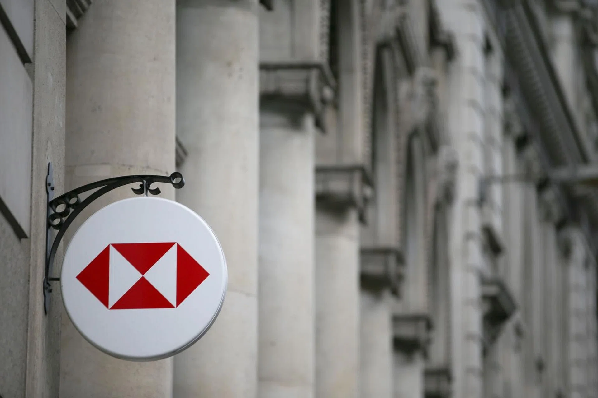 HSBC's Steven Major sounds bearish alarm on European credit - The ...