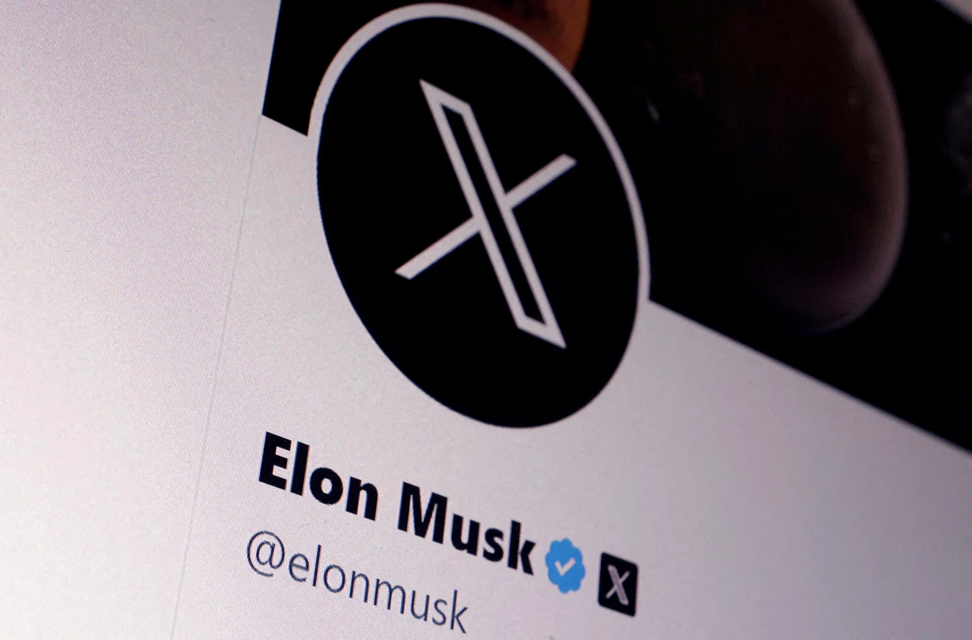 Musk says X’s long-form videos will soon be available on smart TVs ...