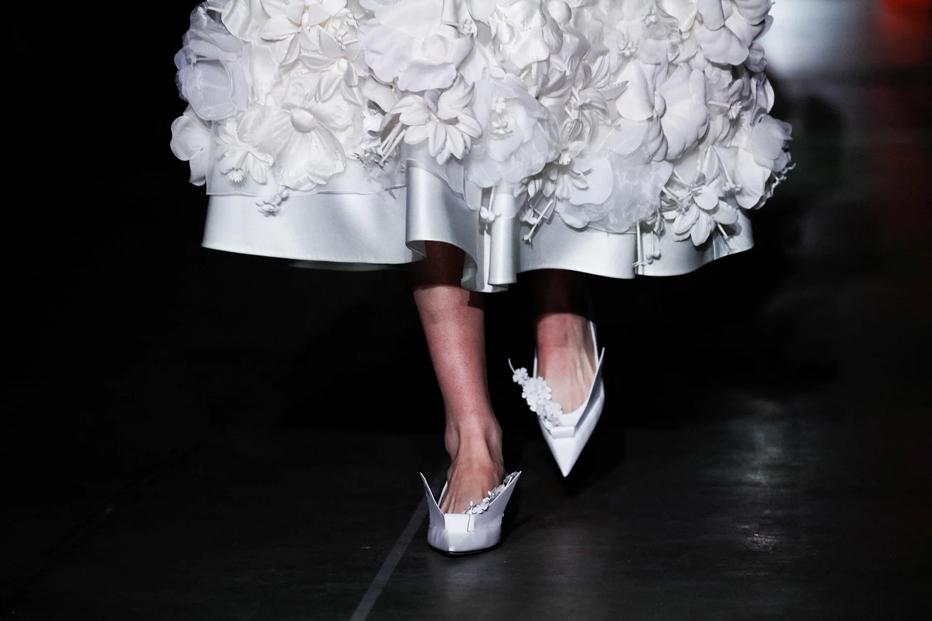 Prada brings blooming flowers to designs at Milan Fashion Week - The ...