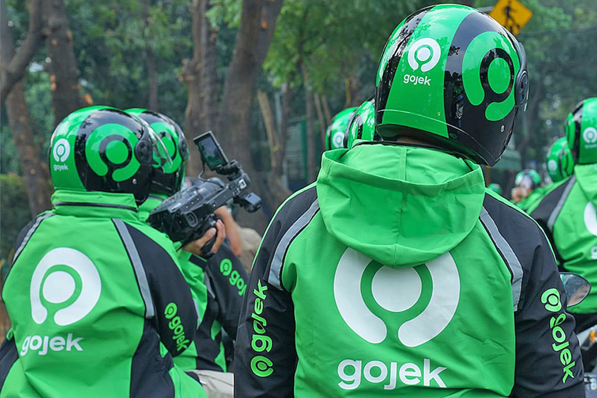 Gojek-Grab food fight helping to keep Indonesia inflation in check ...