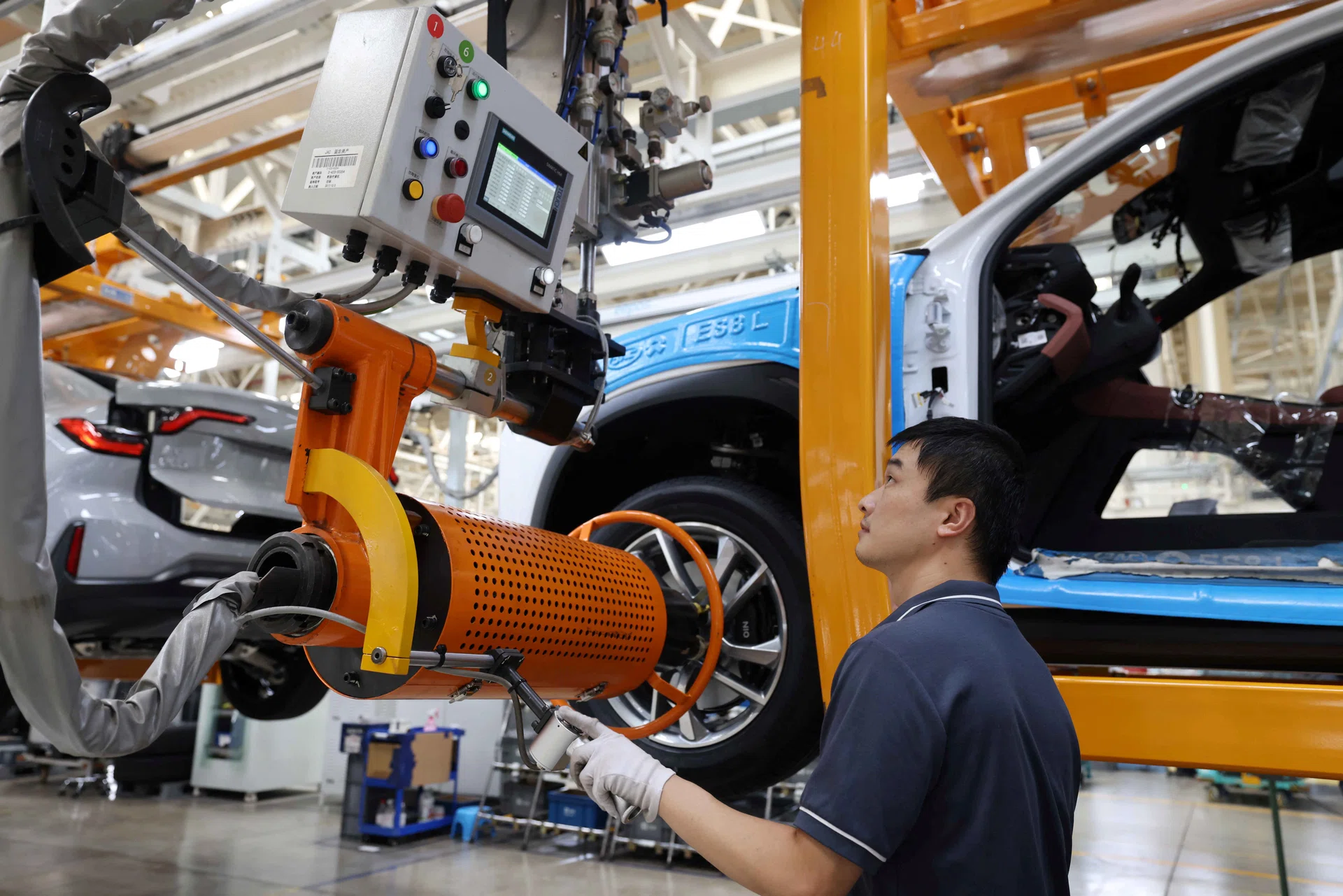 Nio lowers Q4 2022 delivery outlook - The Business Times