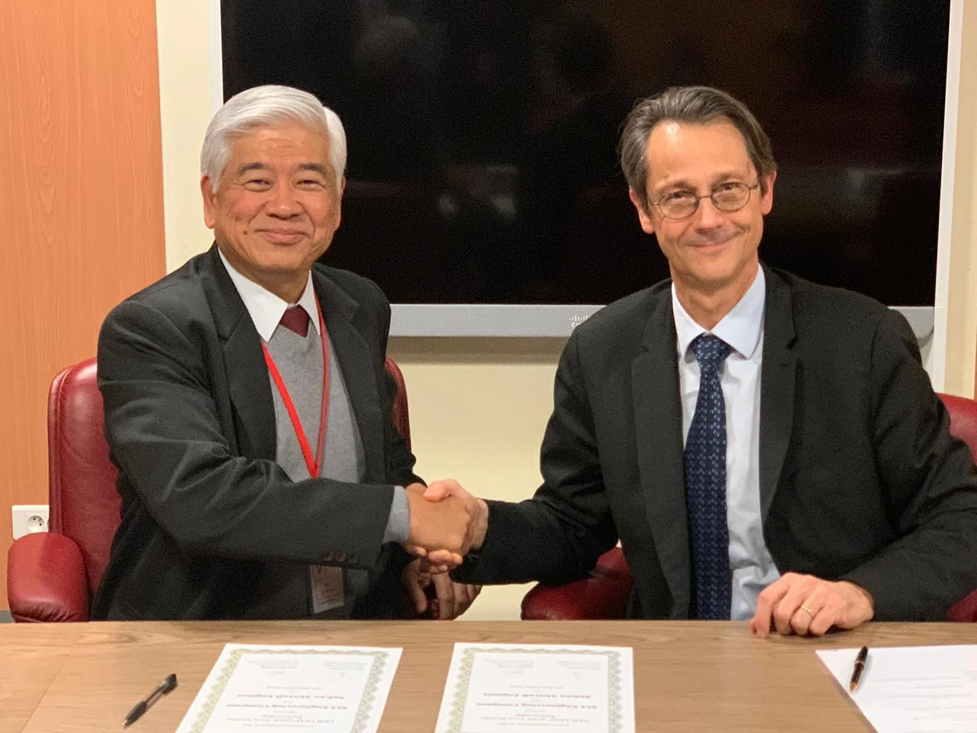 SIA Engineering inks 10-year contract with France's Safran Aircraft ...