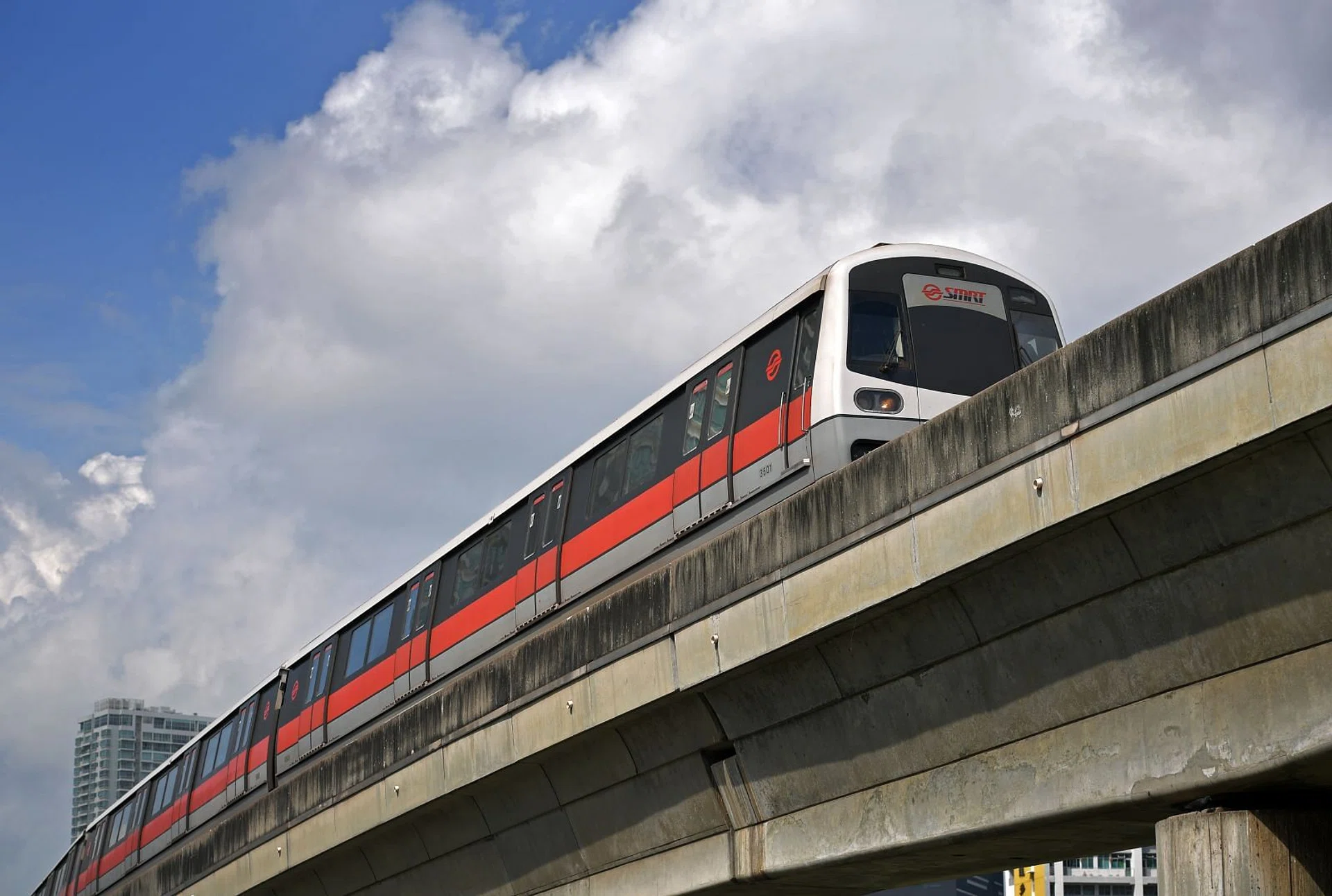 SMRT Trains fined S$400,000 for safety lapses in 2016 incident - The ...