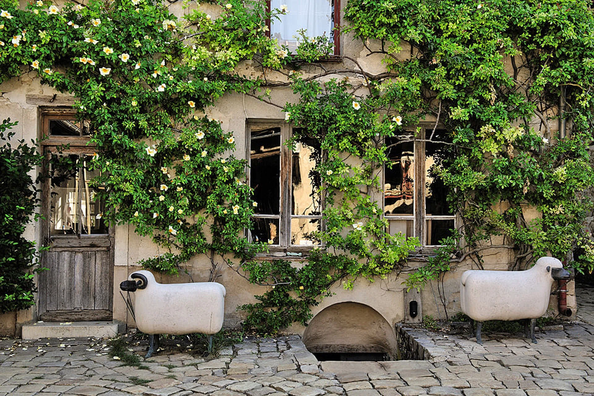 A menagerie of French whimsy takes auction prices 'to the next level ...