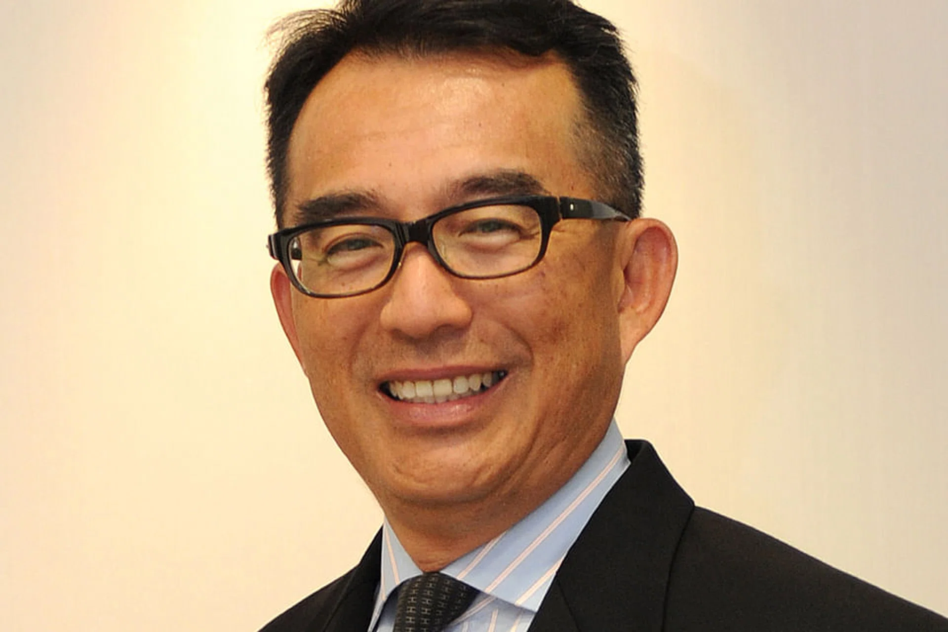 OCBC's bond market share jumps, narrowing gap with leader DBS - The ...
