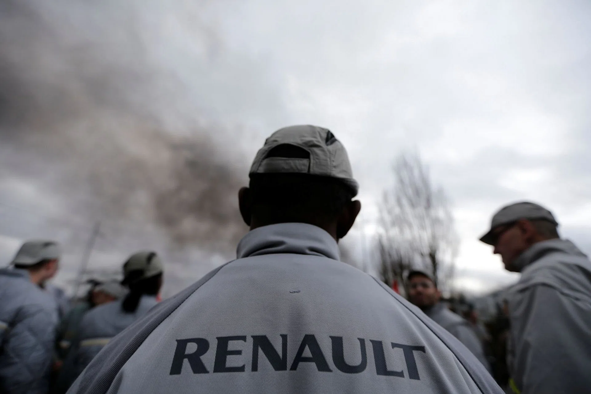Renault unveils record sales, says taking emissions seriously - The ...