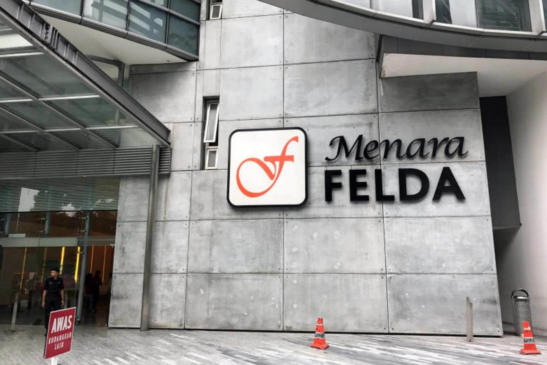 Felda chairman resigns amid leadership tension - The Business Times