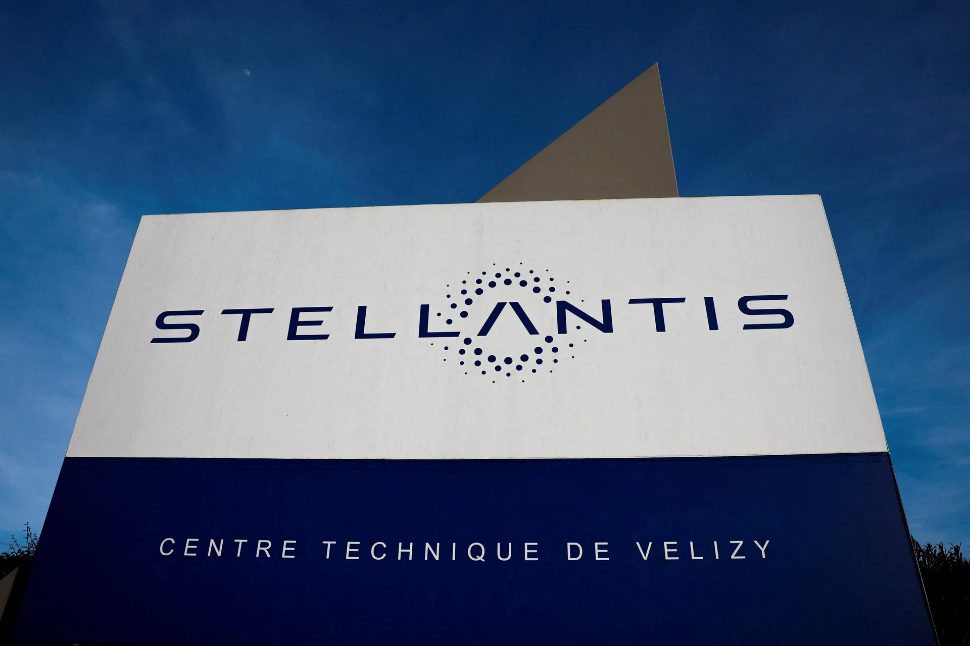 Stellantis signs deals to cut at least 2,500 jobs in Italy - The ...