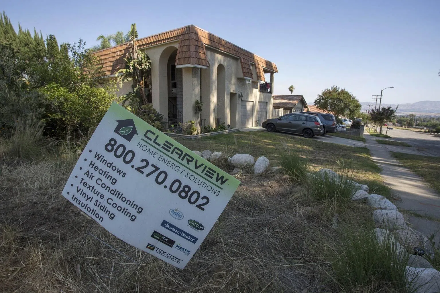 US pending home sales unexpectedly drop in May - The Business Times