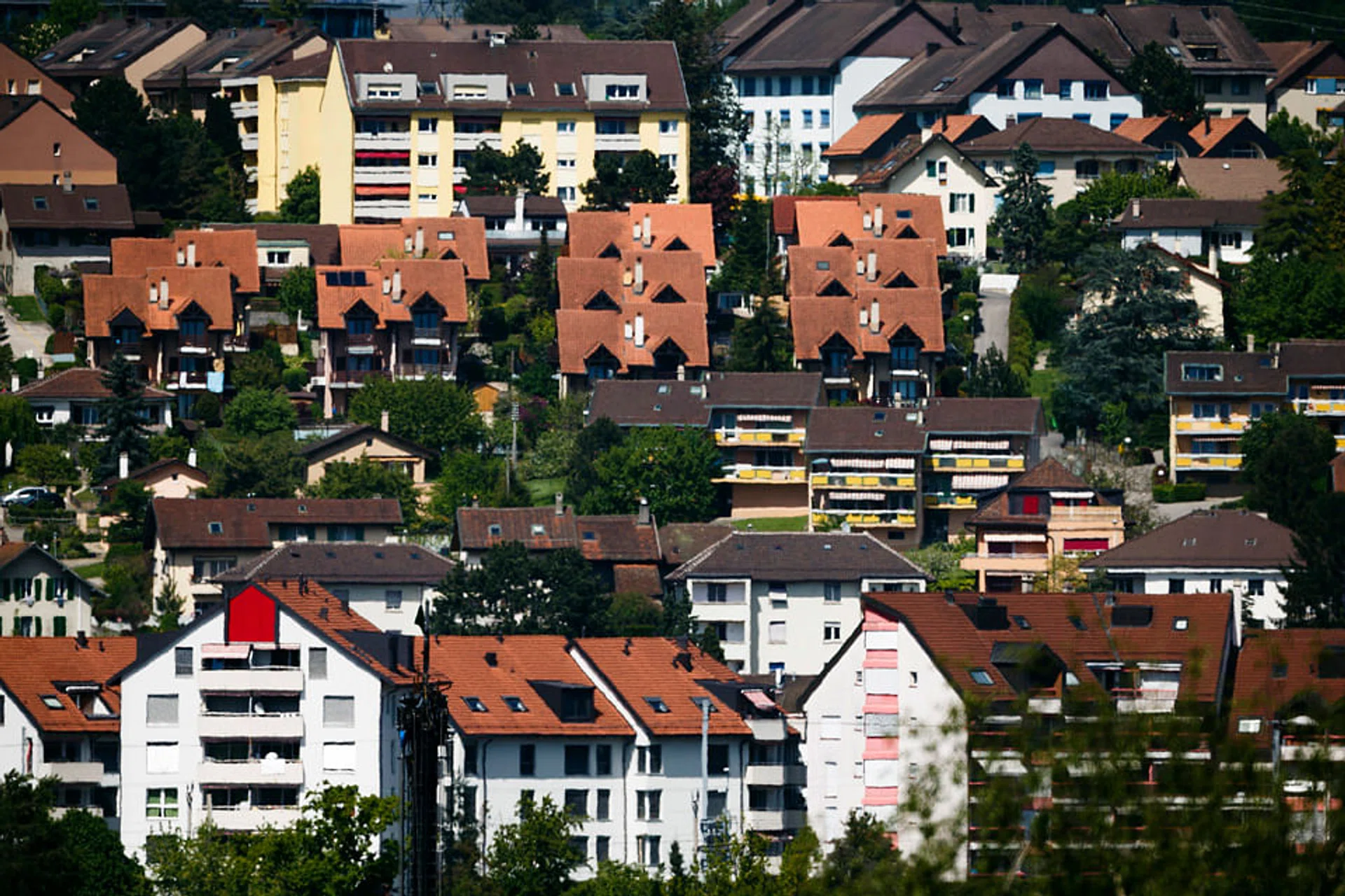 Swiss find Goldilocks formula for housing market - The Business Times
