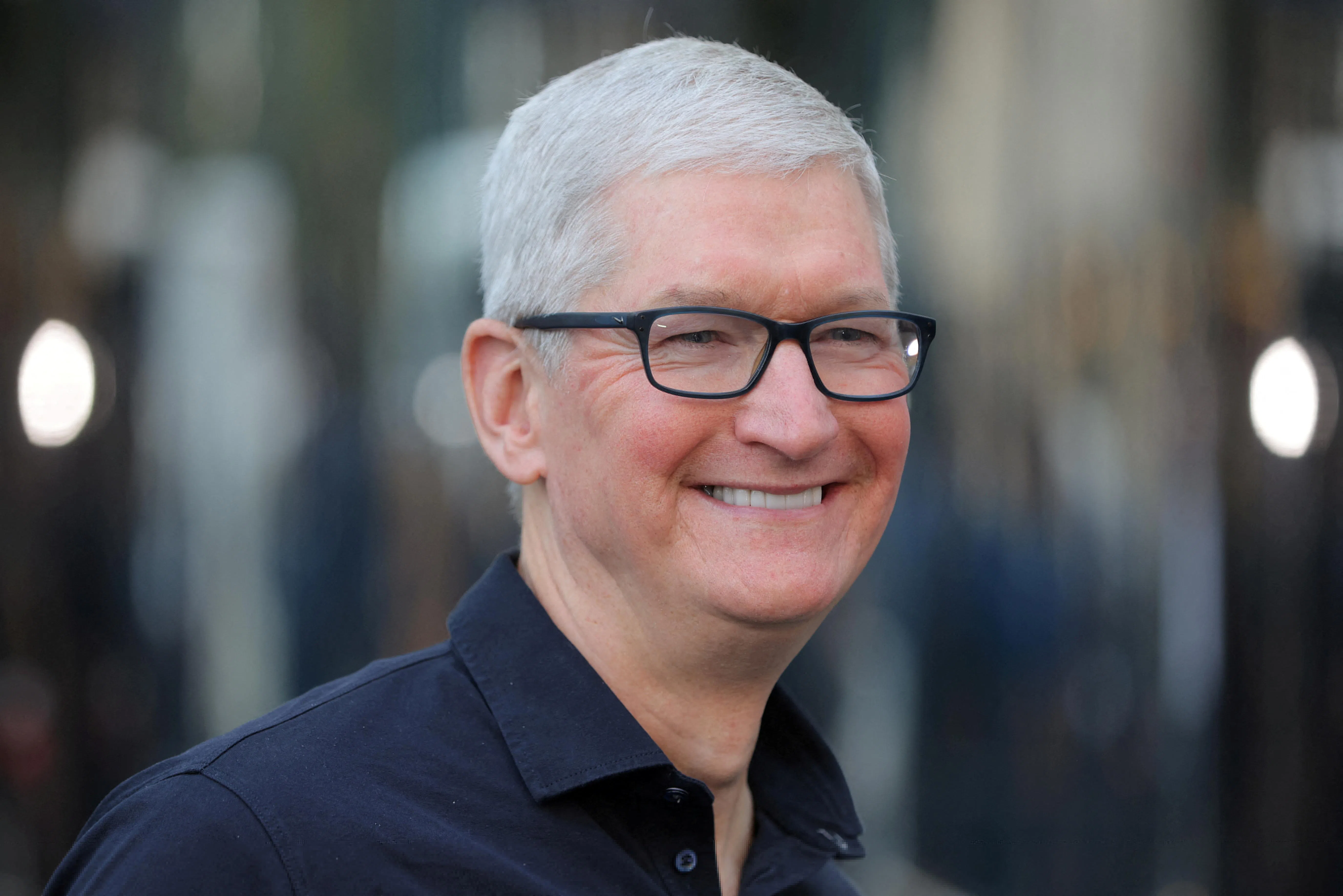 Apple CEO praises China's innovation, long history of cooperation on ...
