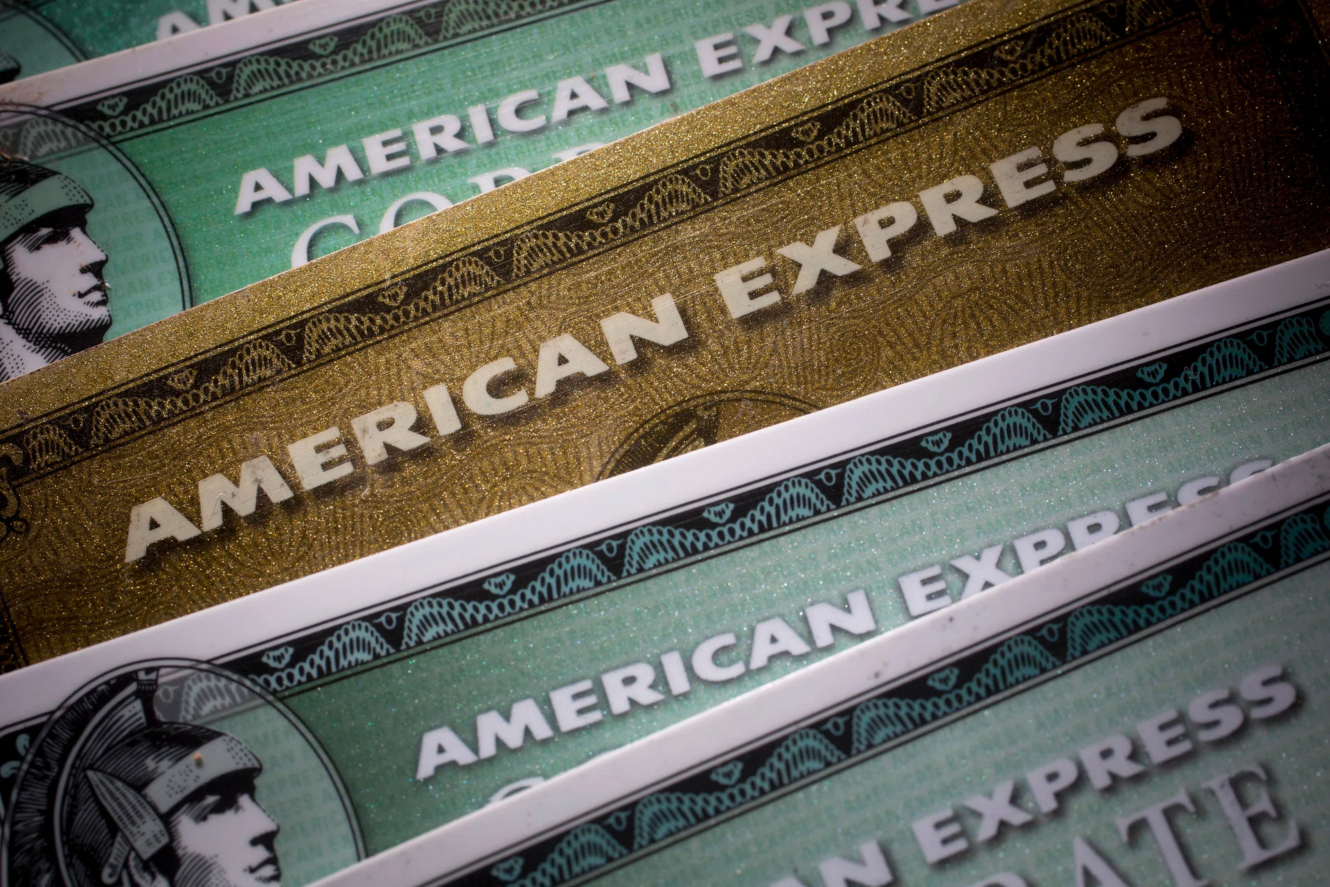 Fidelity drops credit card partners Amex, BOA - The Business Times