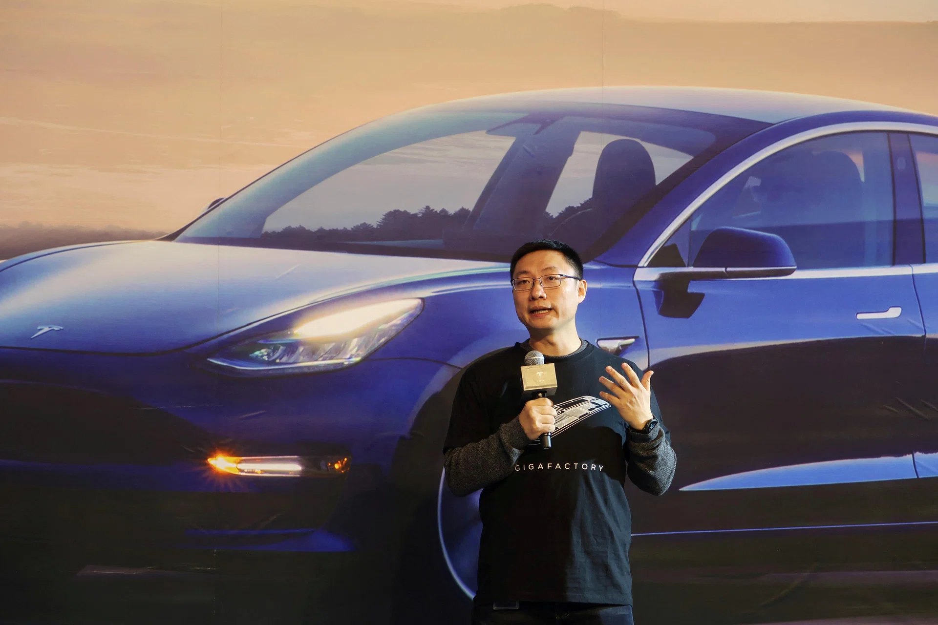 Tesla’s China head Tom Zhu takes over sales in North America: Electrek ...