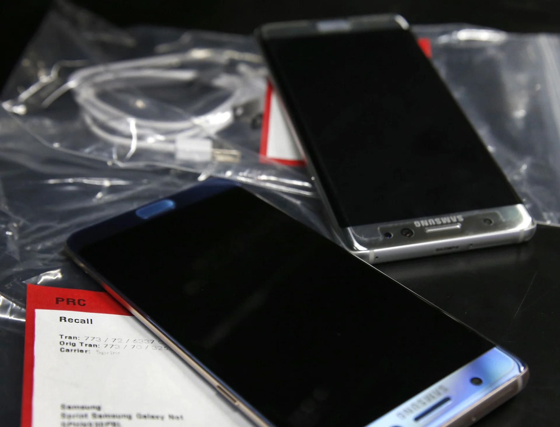 Exploding phone battery: Samsung begins South Korea exchange - The ...