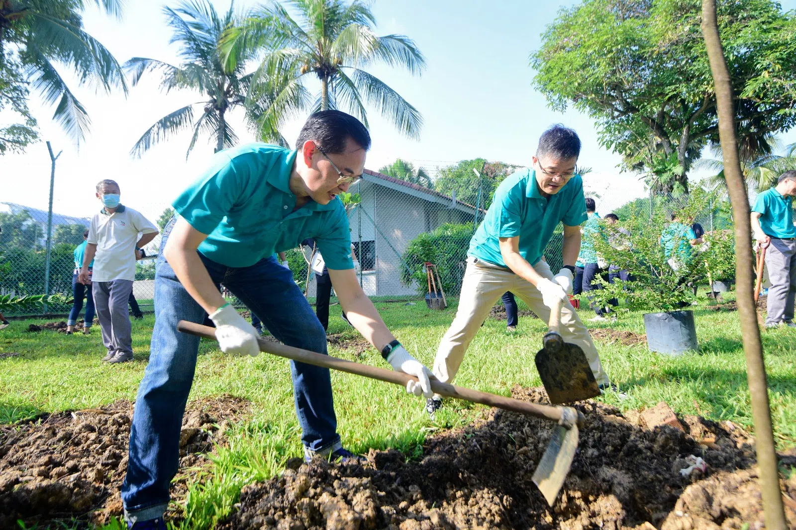 SPD Bank marks 5th anniversary by giving back - The Business Times