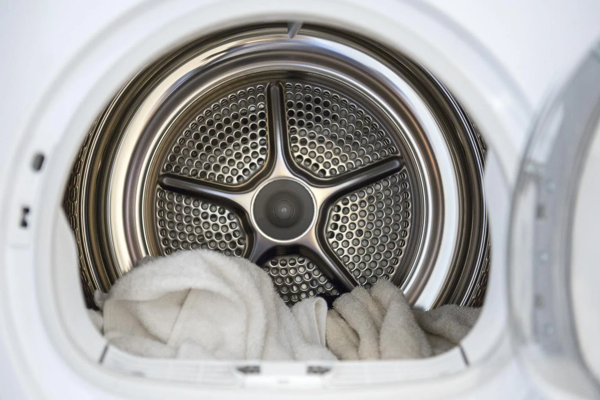 Trump's washing machine tariffs stung consumers while lifting corporate ...