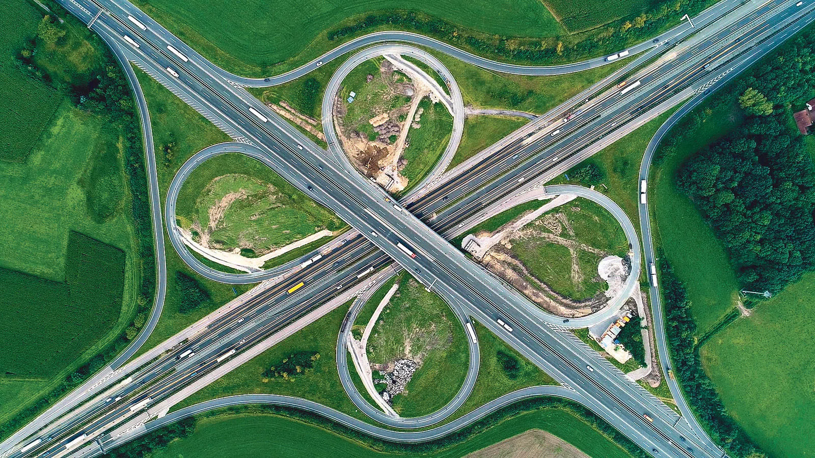 Big Screen Design - The Business Times