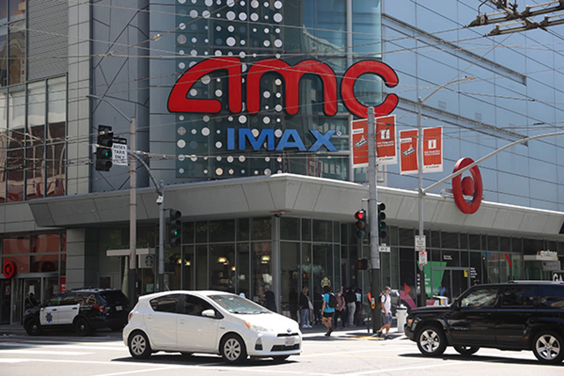 AMC soars on report Amazon weighs offer for theatre chain - The ...